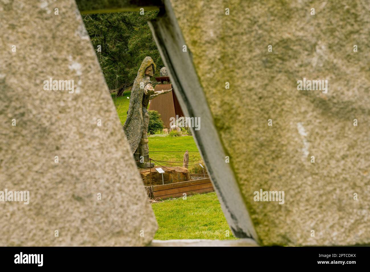 7,700 lbs by Ethan Currier at the San Juan Islands Sculpture Park near ...
