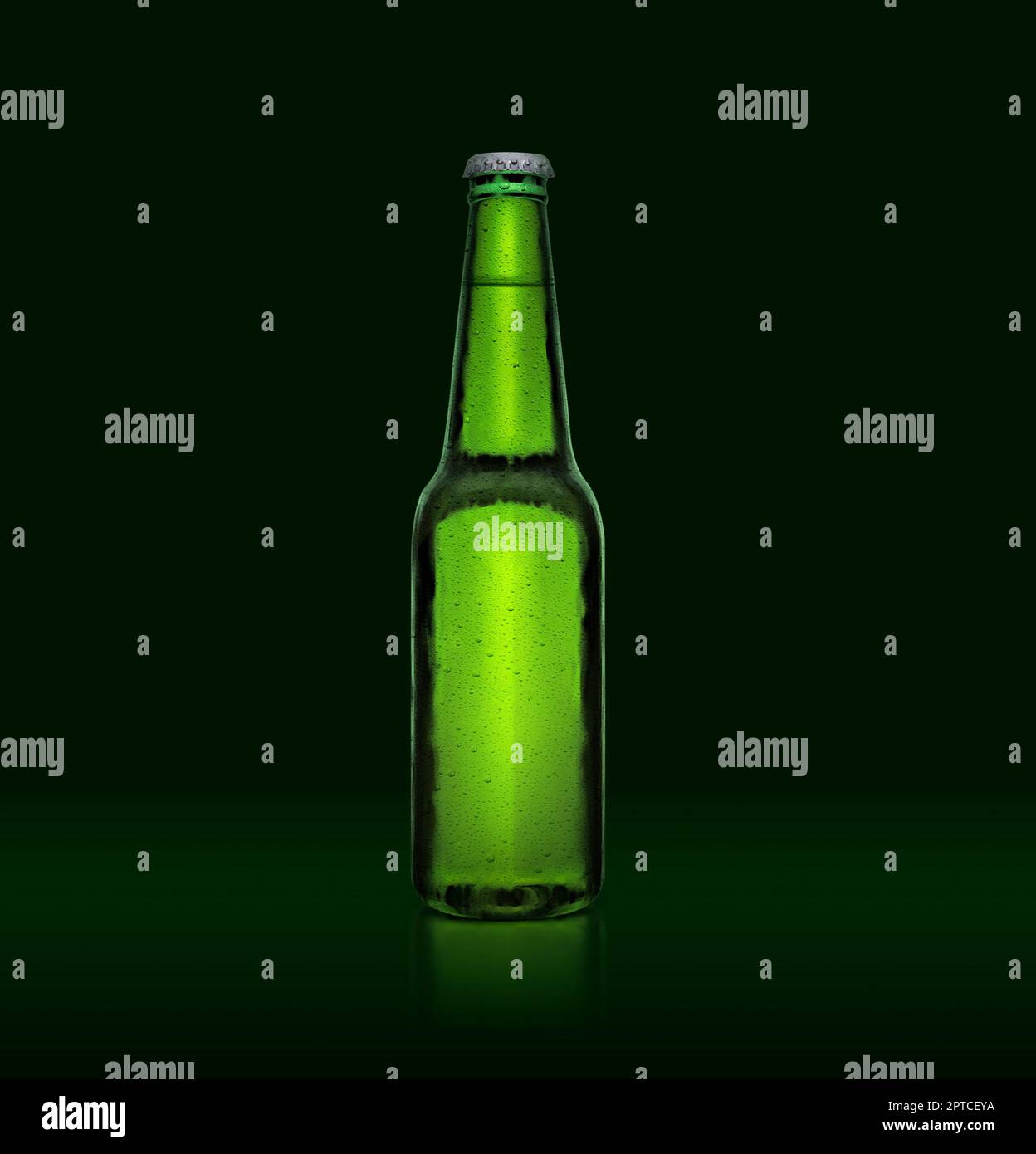 3D render. Single green beer bottle without brand designation. Full ...