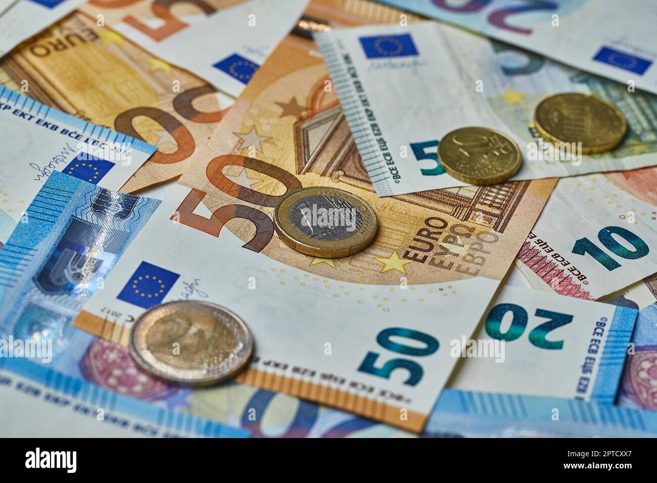 Pile of Different Euro banknotes Stock Photo - Alamy