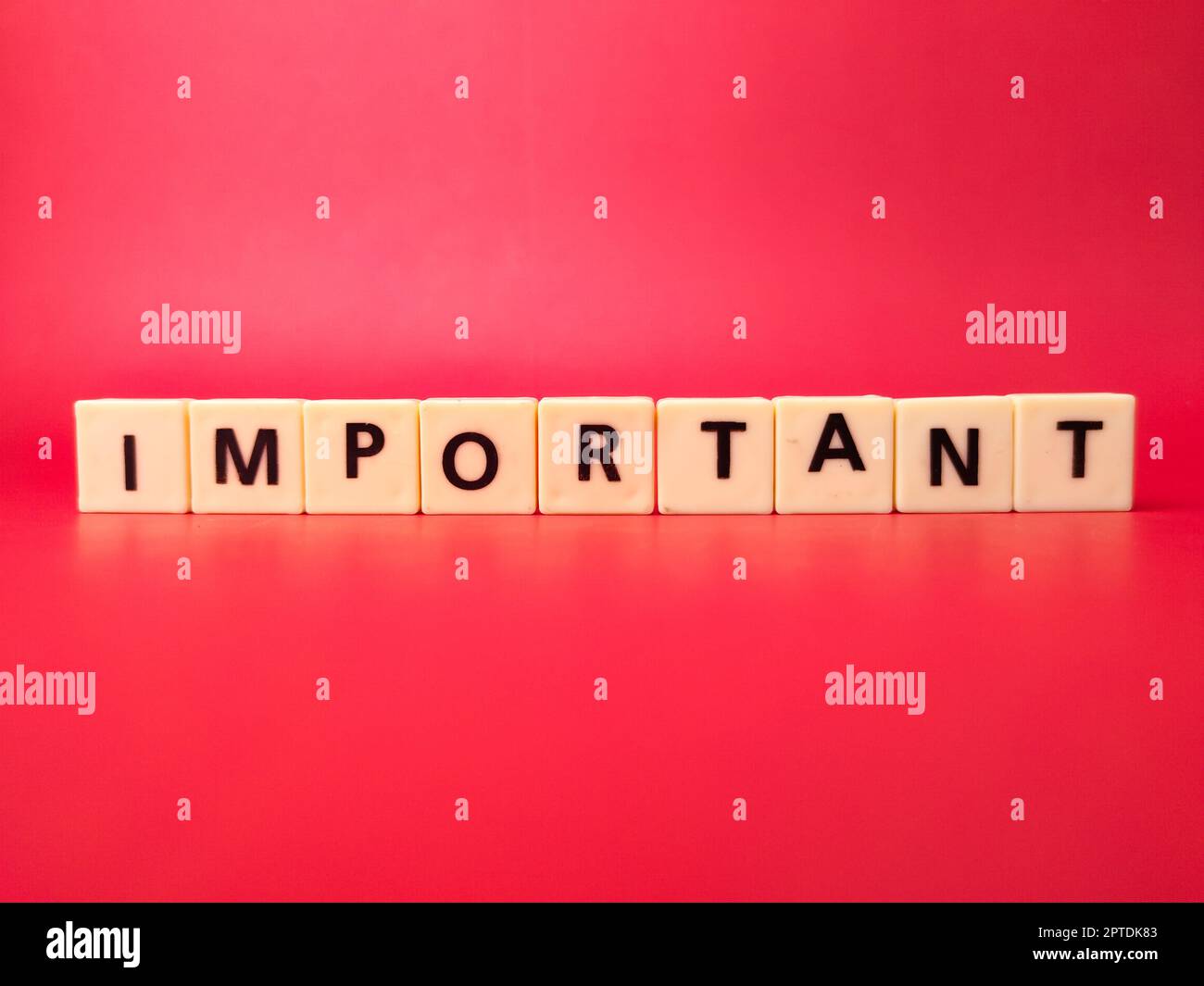 Important notice word hi-res stock photography and images - Alamy