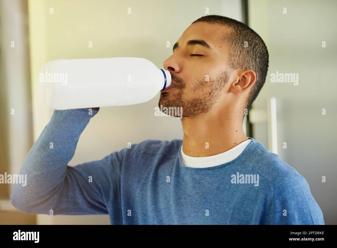 Man drinking milk women hi-res stock photography and images - Alamy