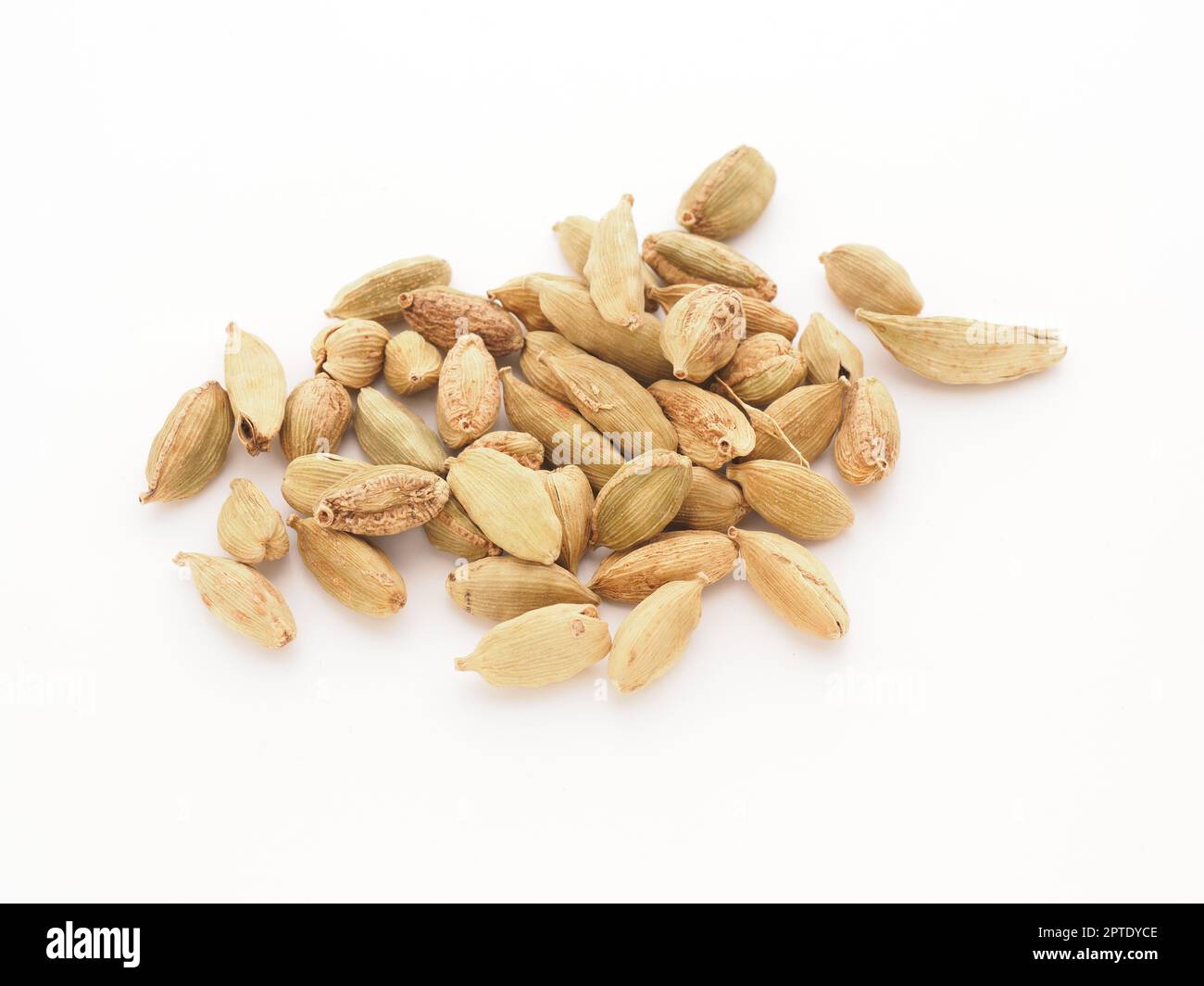 Cardamom capsules on a white background, healthy food and spices Stock ...