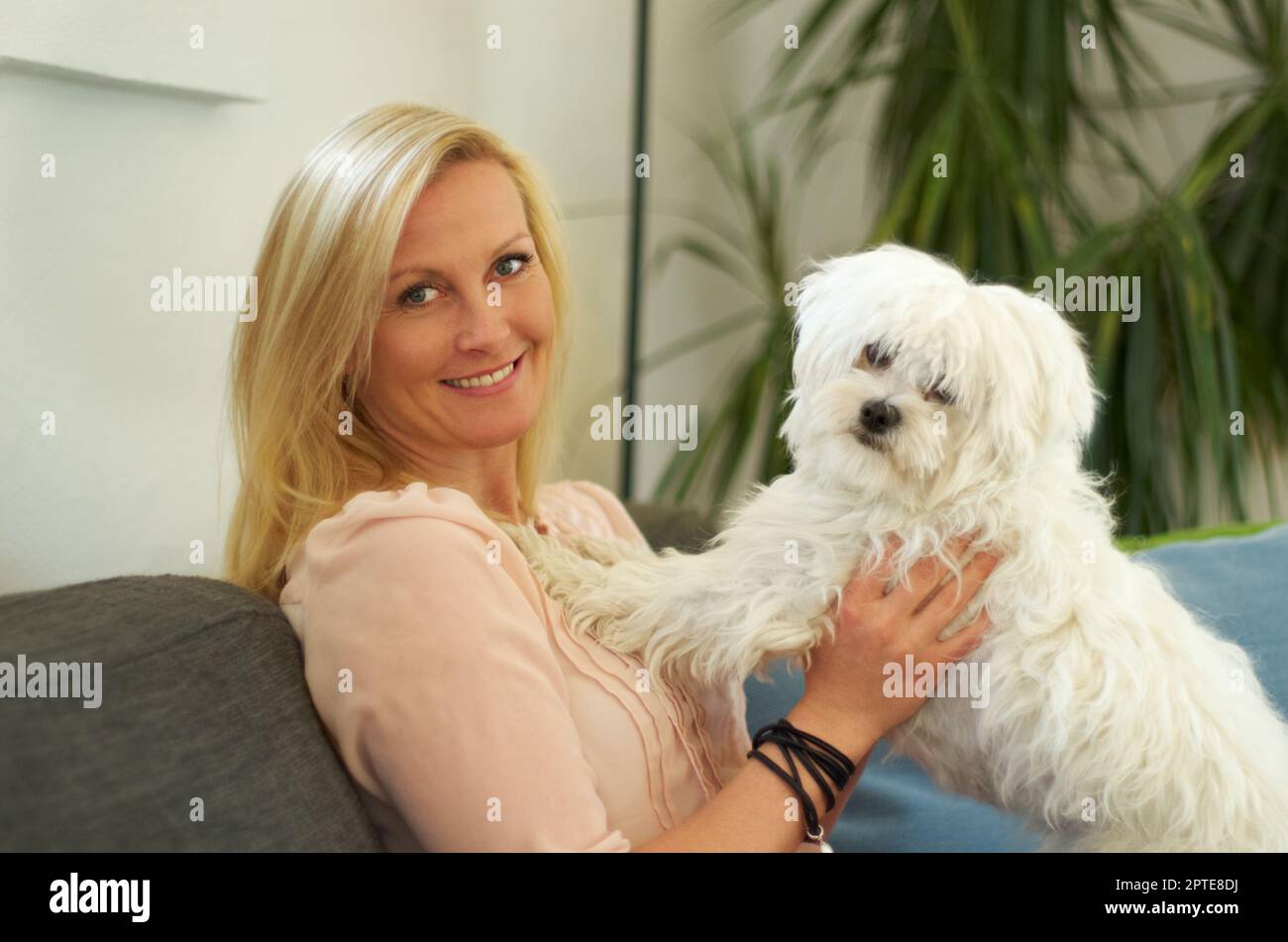 Maltese people smiling hi-res stock photography and images - Alamy