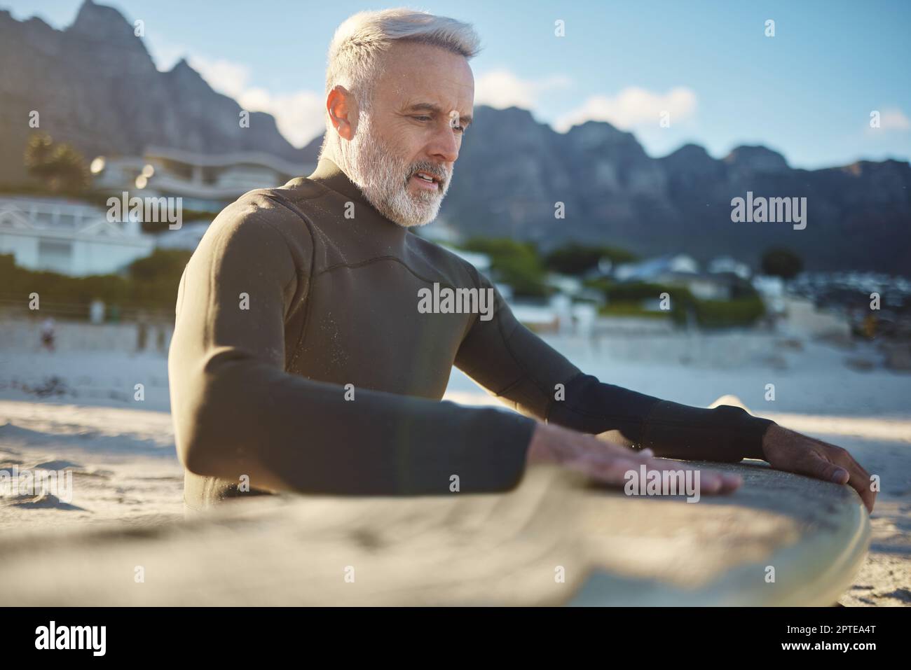 Cleaning surfboard hi-res stock photography and images - Alamy