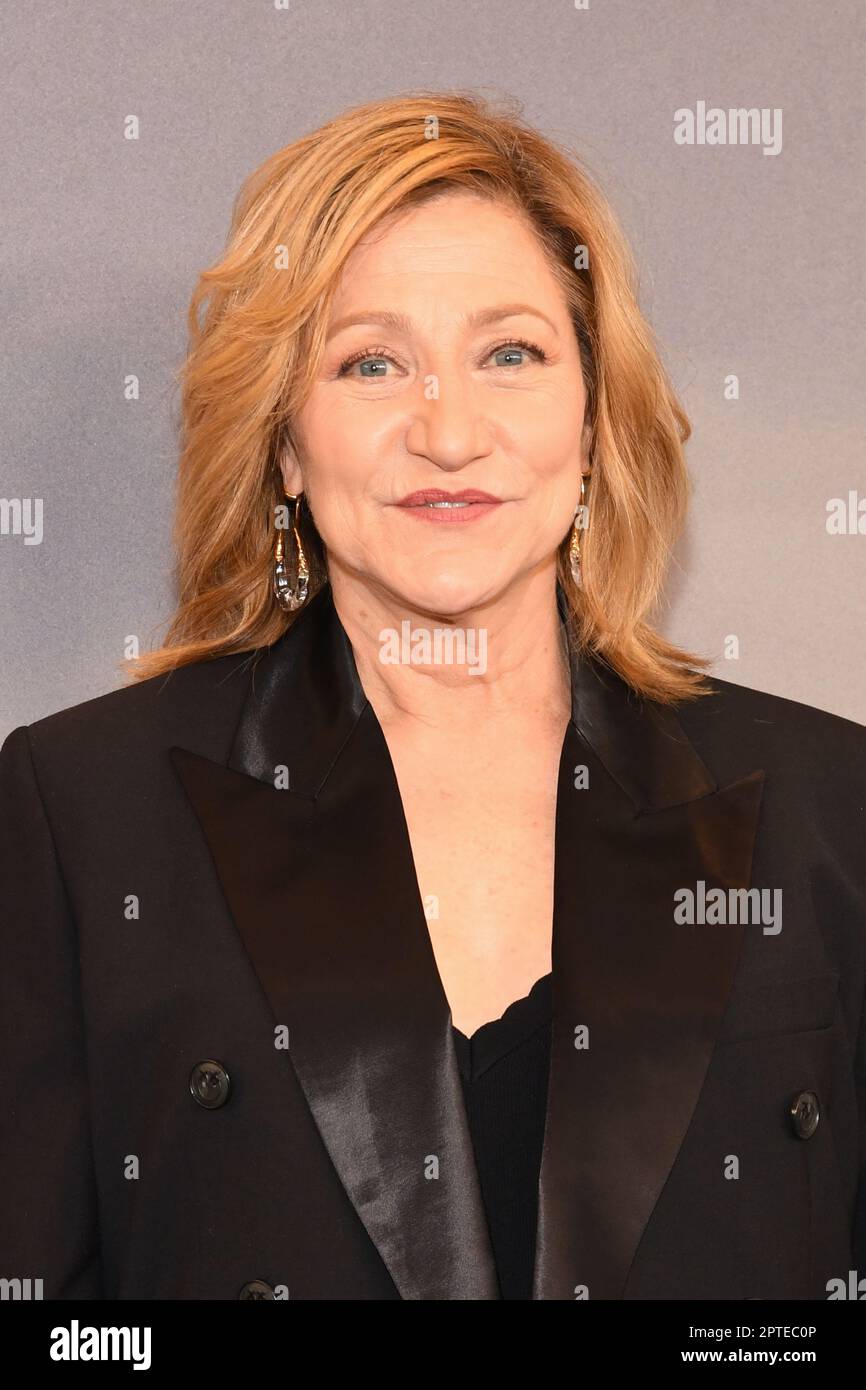 Edie Falco Hawtcelebs