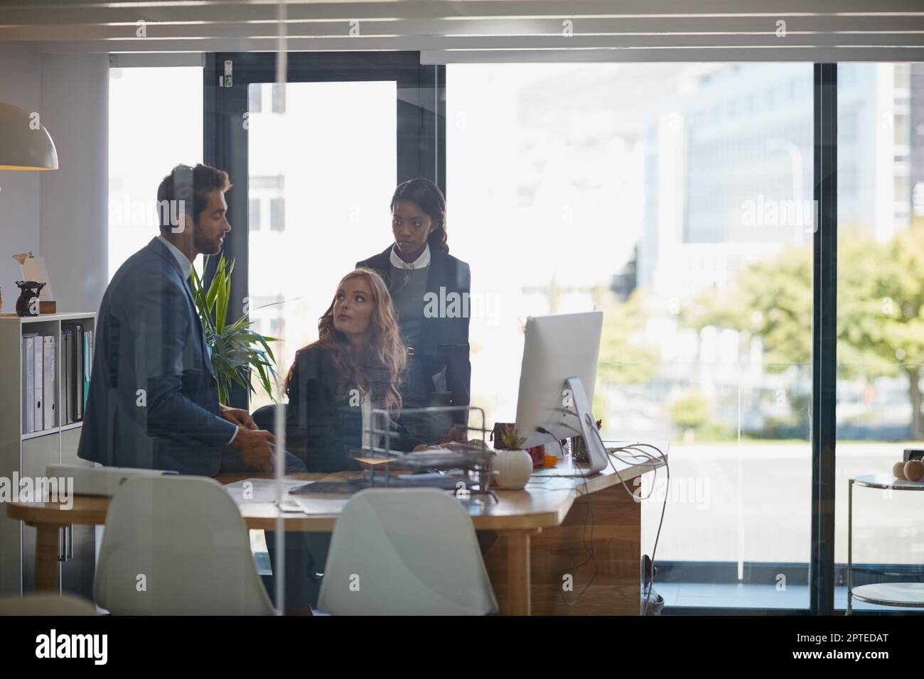 Collective workspace hi-res stock photography and images - Alamy