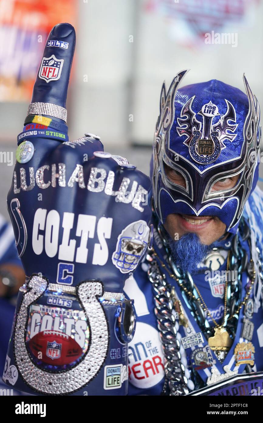 Kansas City, United States. 27th Apr, 2023. A Colts fan poses for a ...