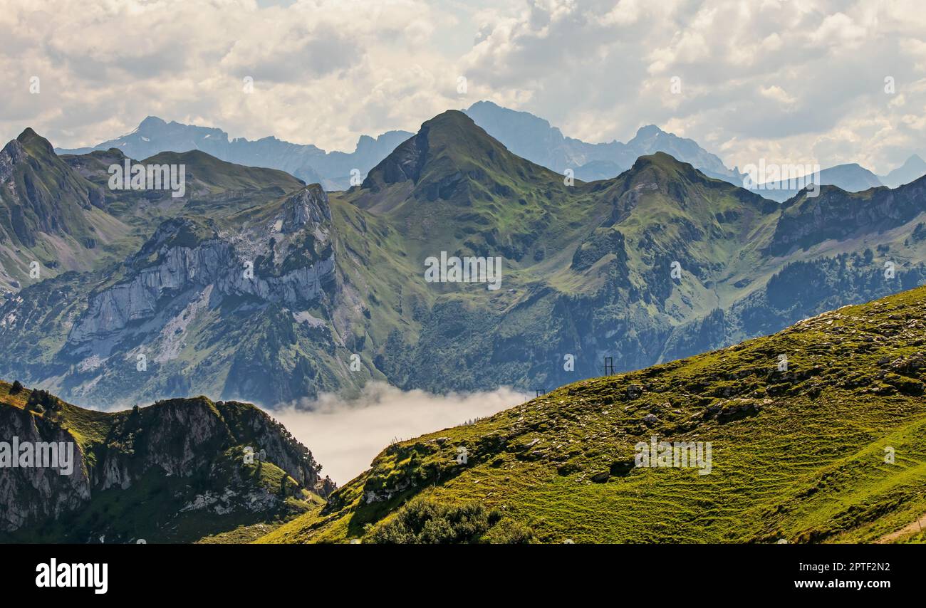 Blick vom Fronalpstock Schweiz Stock Photo - Alamy