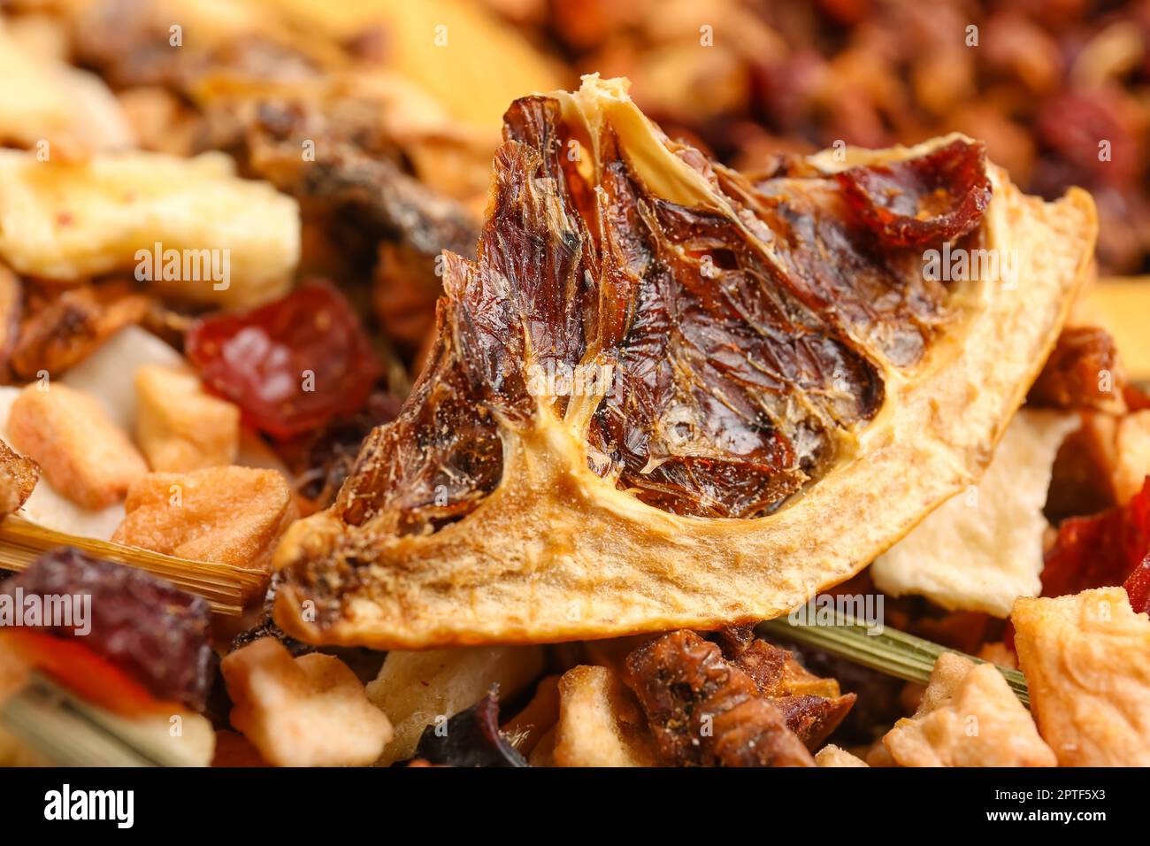 Dried lemon in fruit tea, closeup Stock Photo - Alamy
