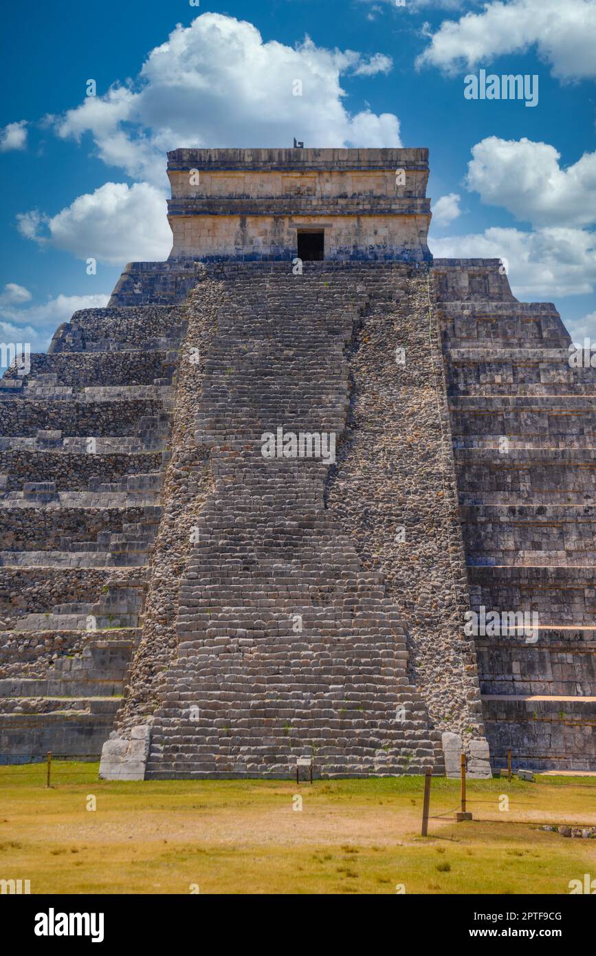 Ladder steps of temple Pyramid of Kukulcan El Castillo, Chichen Itza, Yucatan, Mexico, Maya ...
