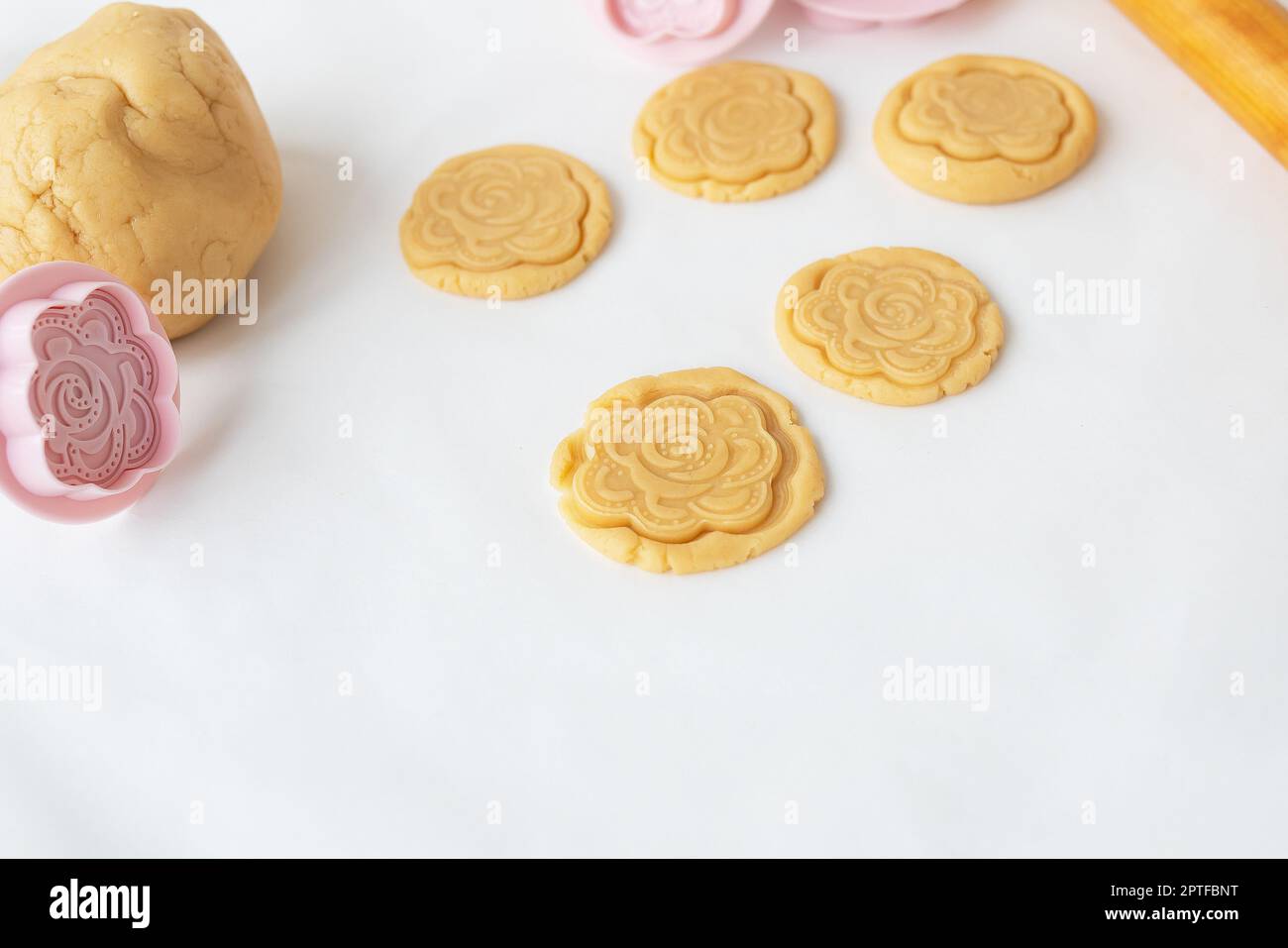 Sheet metal rolling process hi-res stock photography and images - Alamy