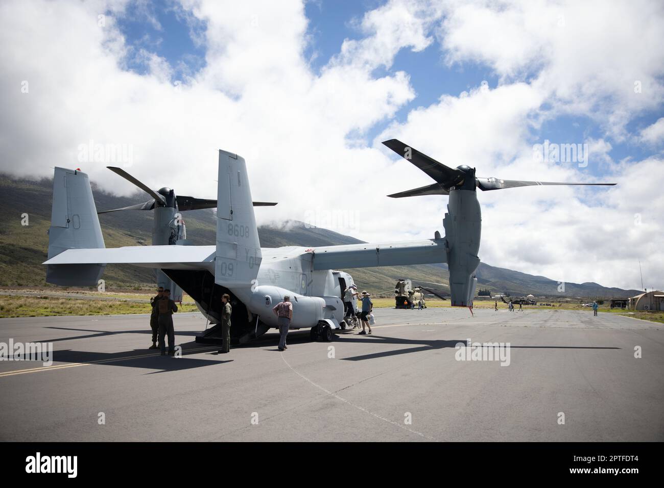 U.S. Marines with Marine Medium Tiltrotor Squadron (VMM) 268, Marine ...