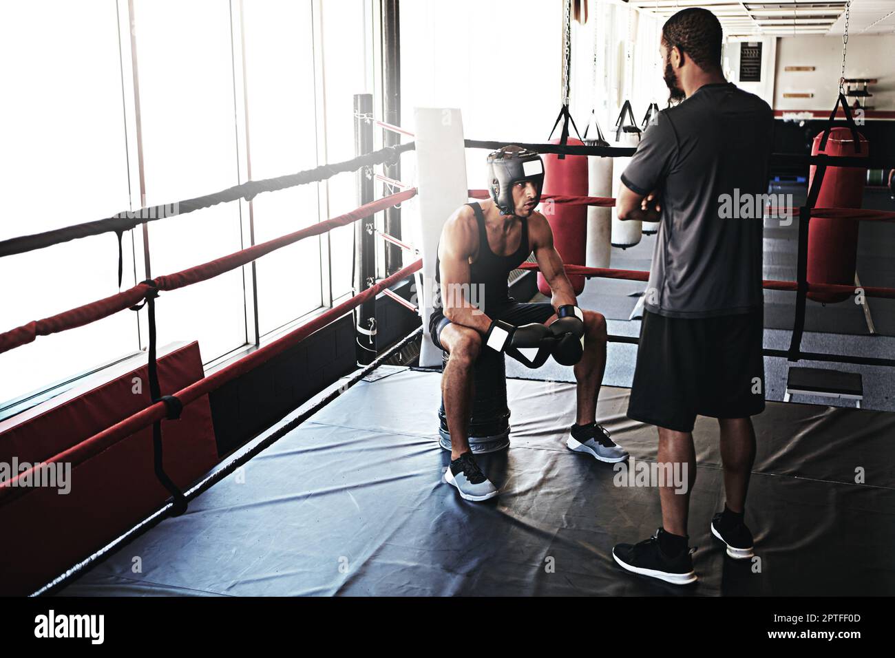Coach talking boxer boxing ring hi-res stock photography and images - Alamy