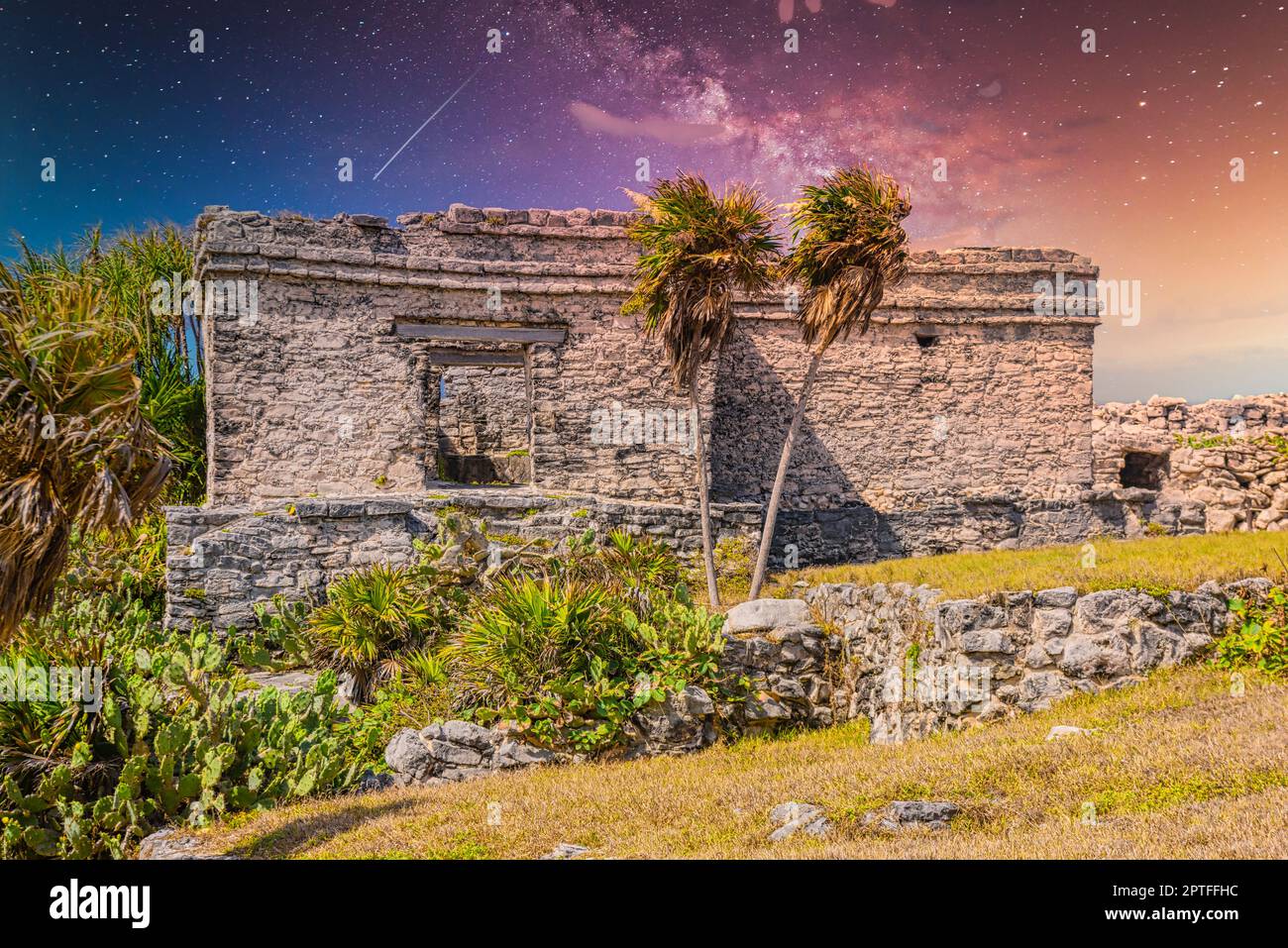 Mayan ruins of La Iglesia Chichen Itza, Yucatan, Mexico, Maya ...