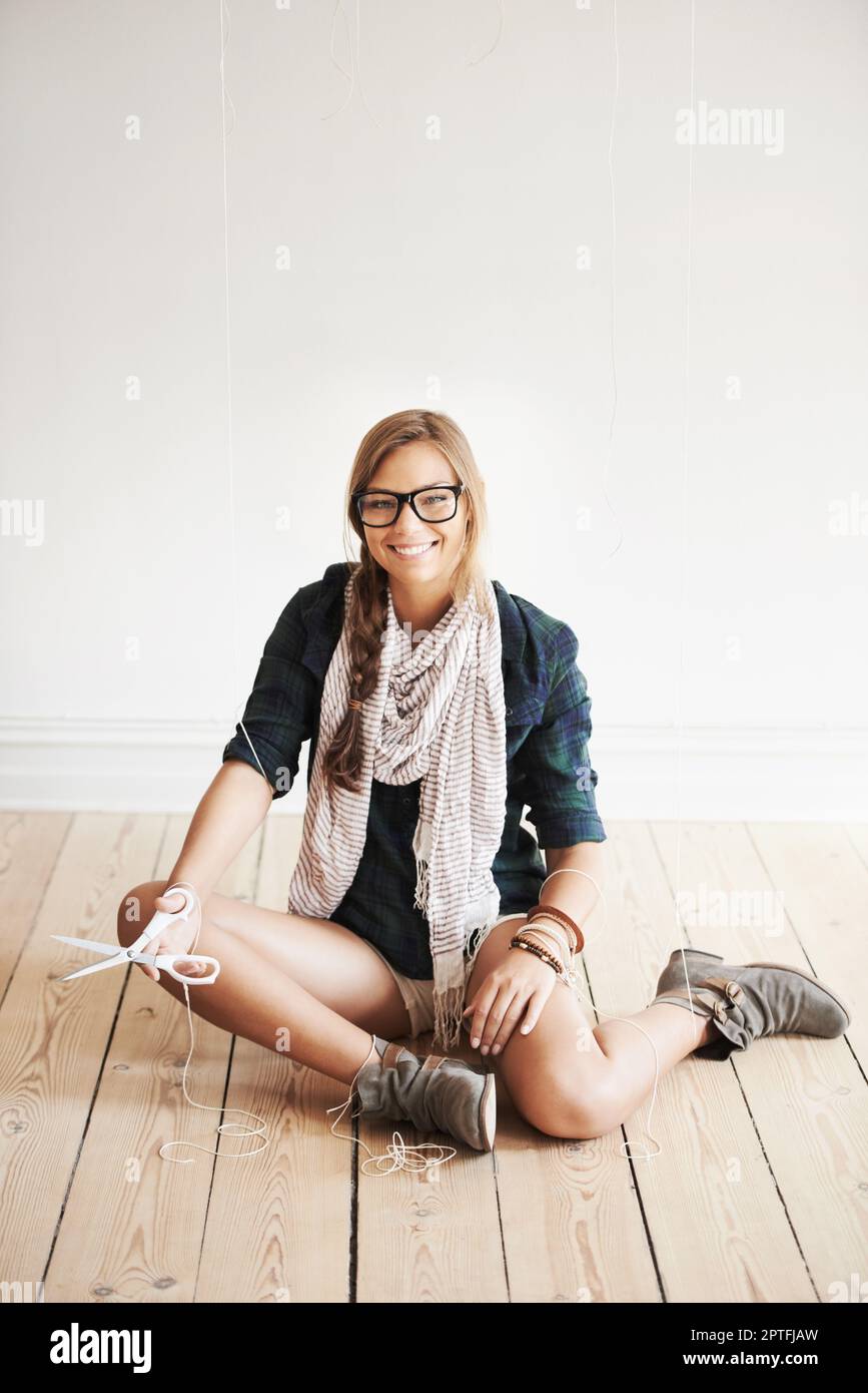 Strings to sit hi-res stock photography and images - Alamy