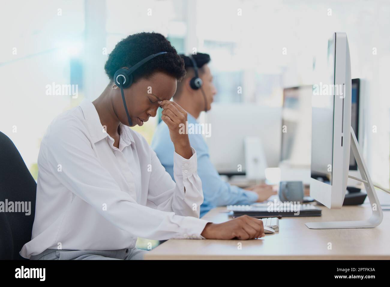 Call centre worker angry hi-res stock photography and images - Alamy