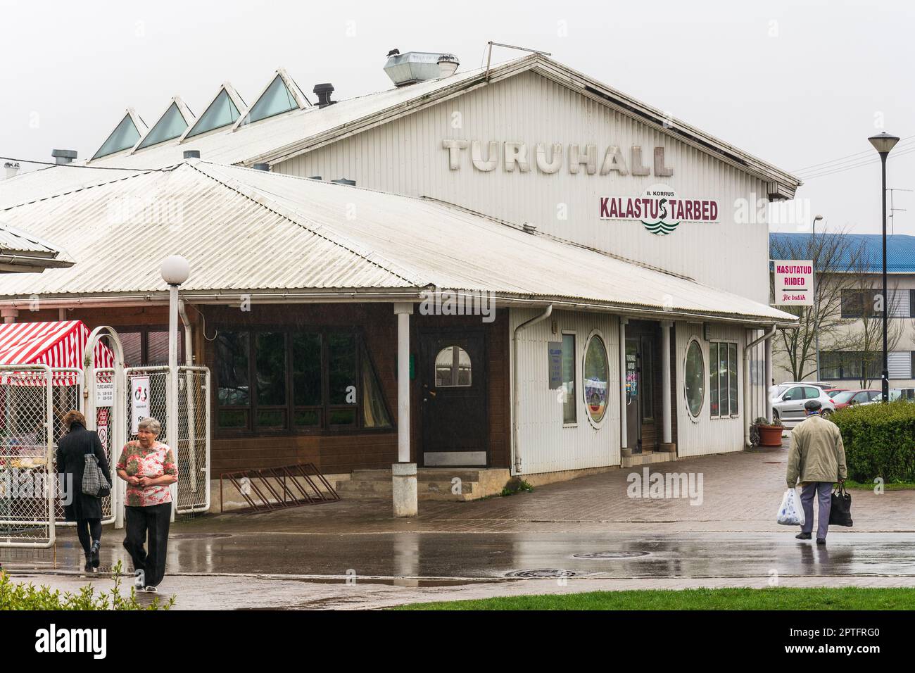 Tartu market hi-res stock photography and images - Alamy