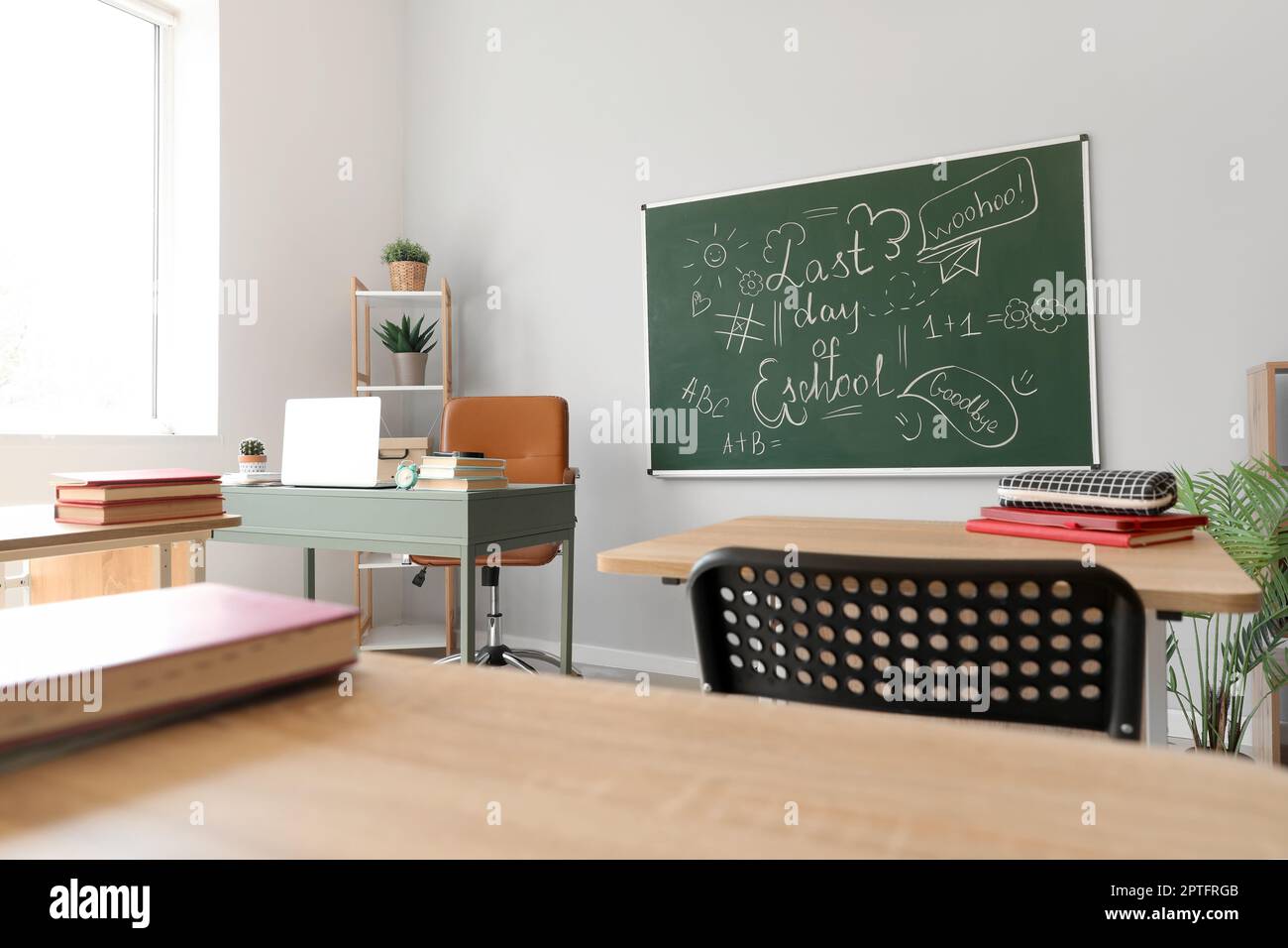 Children finish lesson in hi-res stock photography and images - Alamy