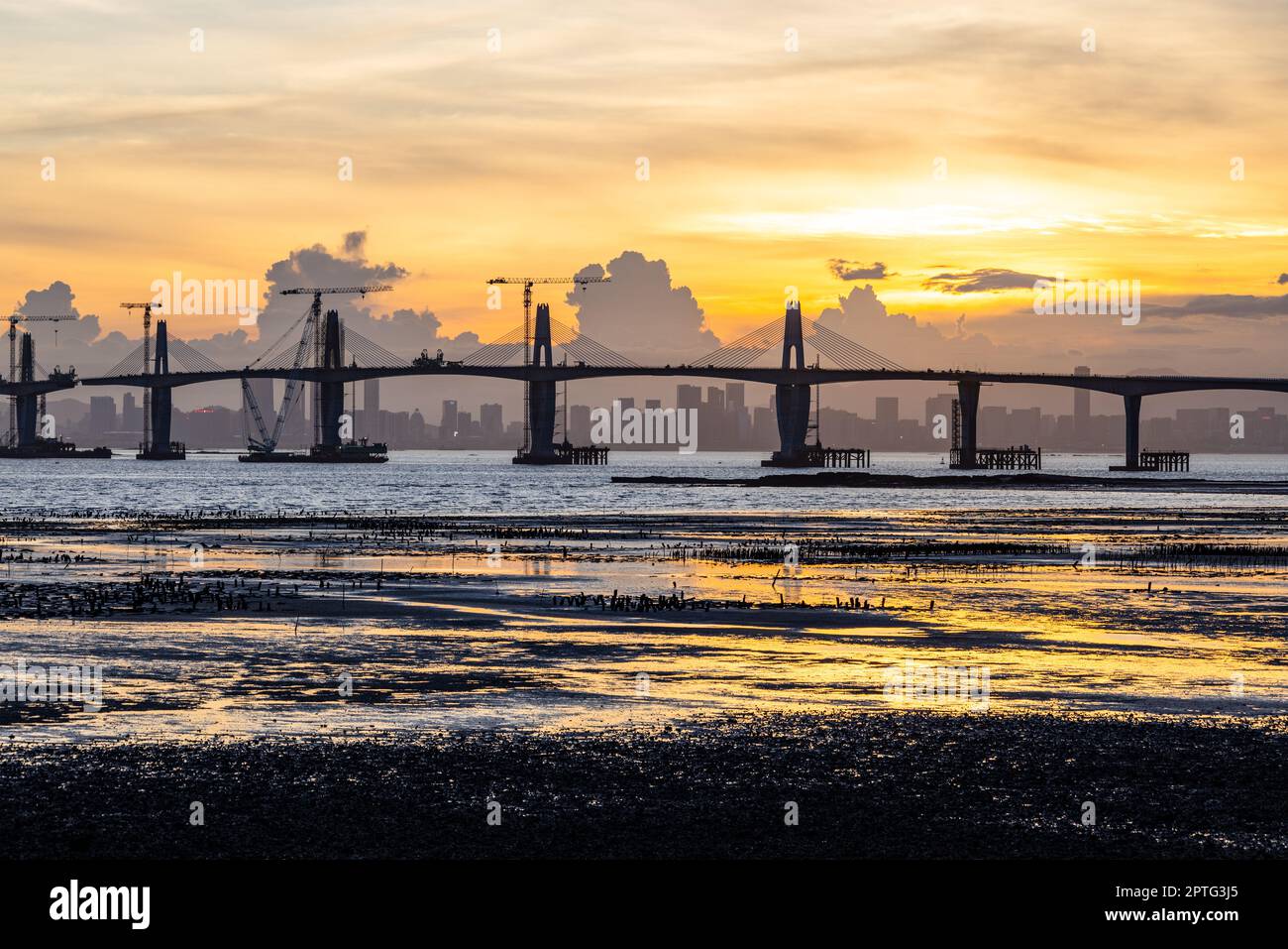 Kinmen bridge hi-res stock photography and images - Alamy
