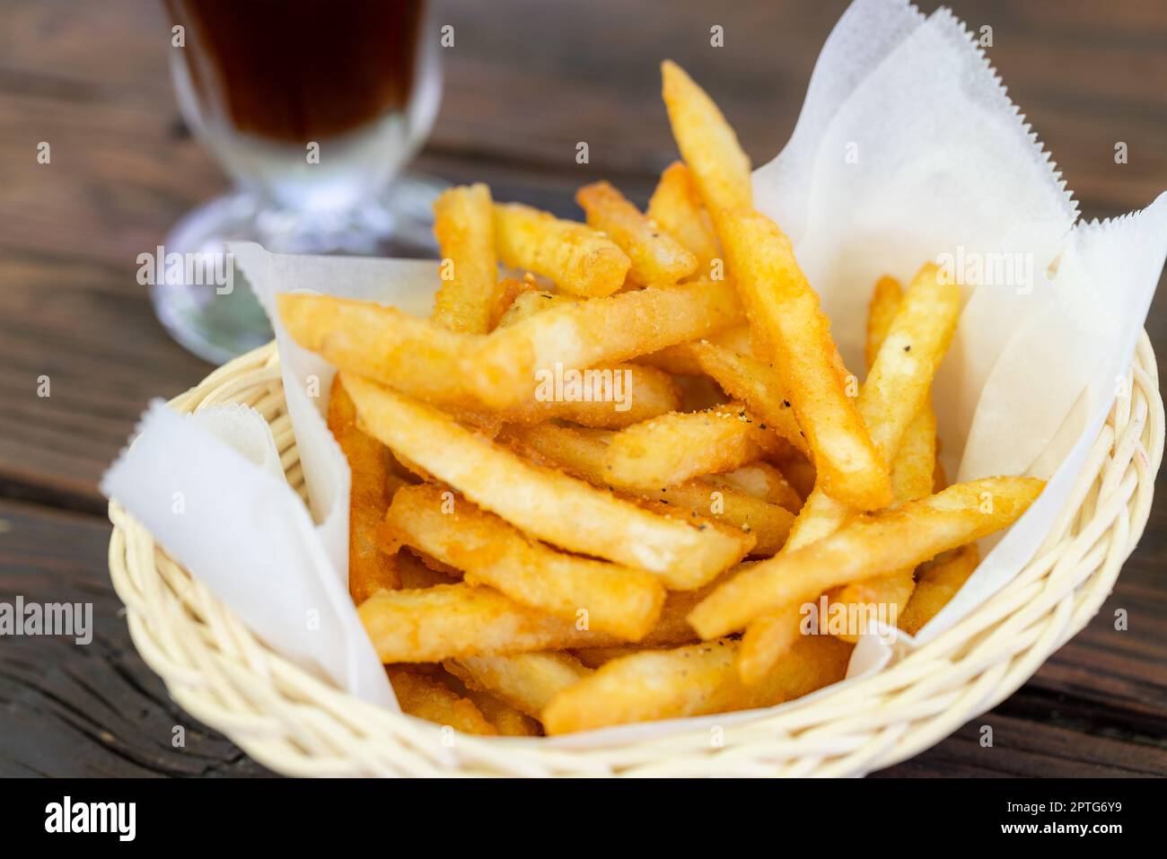 Basket of french fries Stock Photo - Alamy