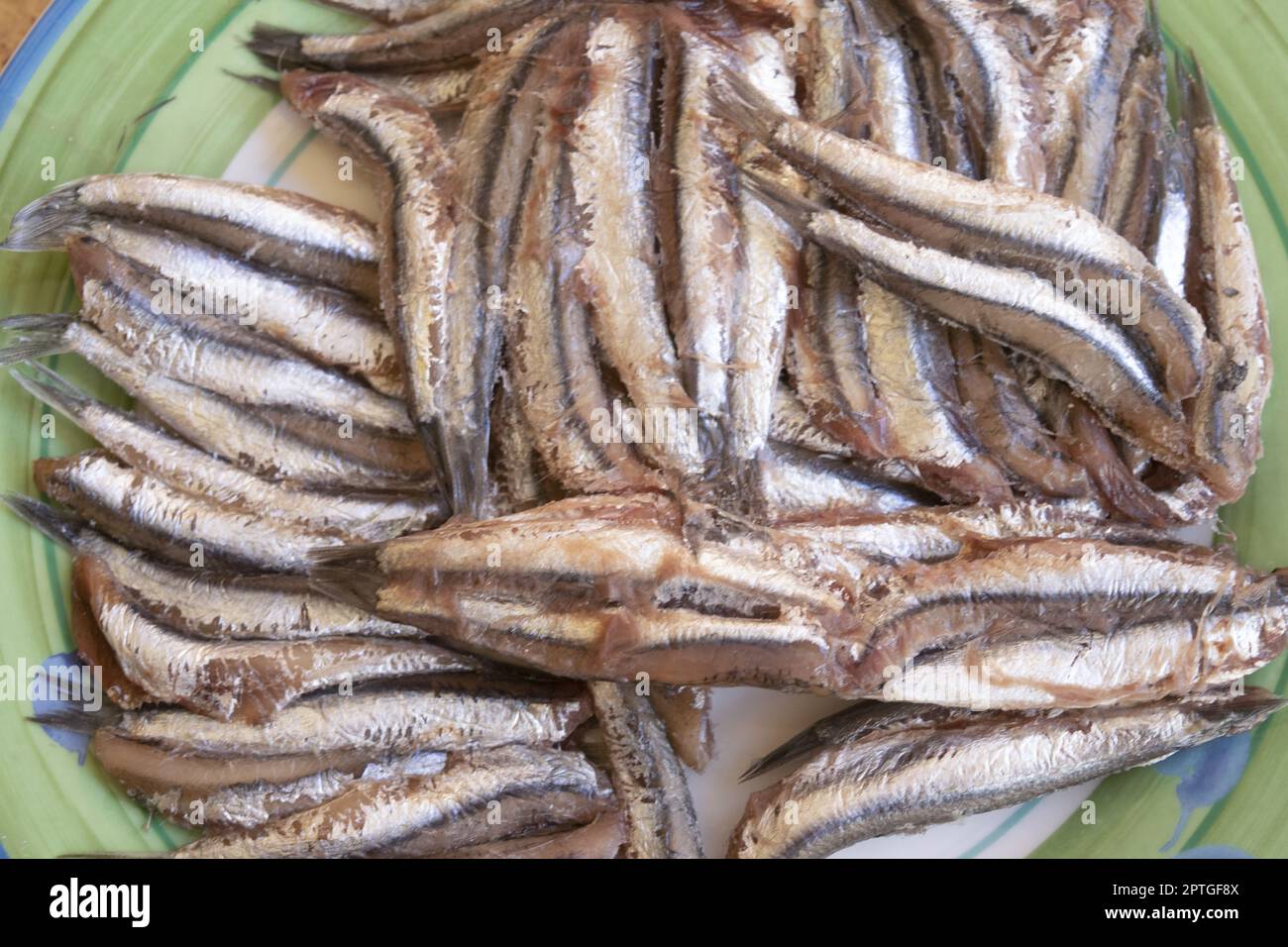 Defrosting fish hi-res stock photography and images - Alamy