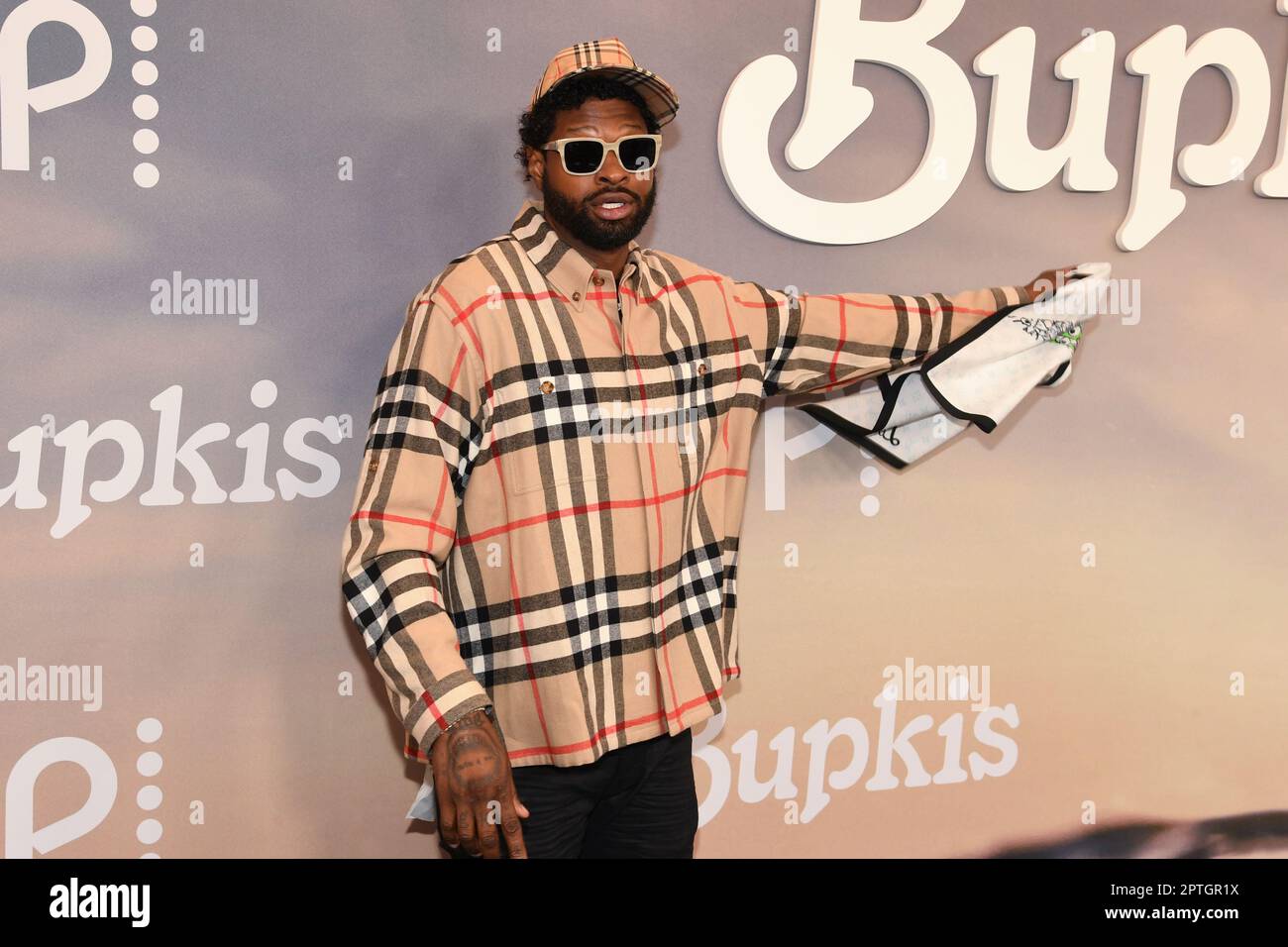 New York, USA. 27th Apr, 2023. Derek Gaines attends Peacock's 'Bupkis ...