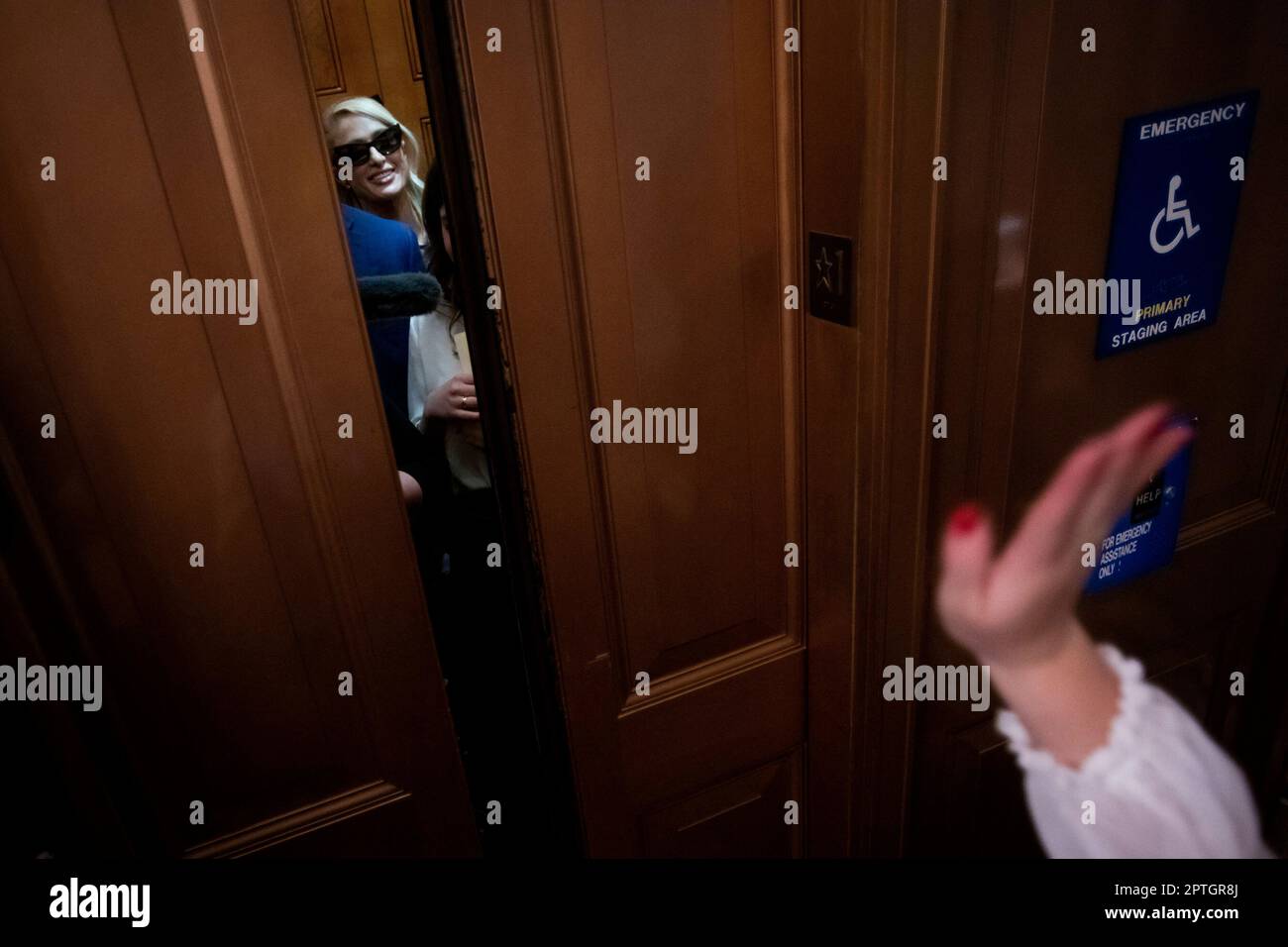 Washington, United States. 27th Apr, 2023. Paris Hilton boards an ...