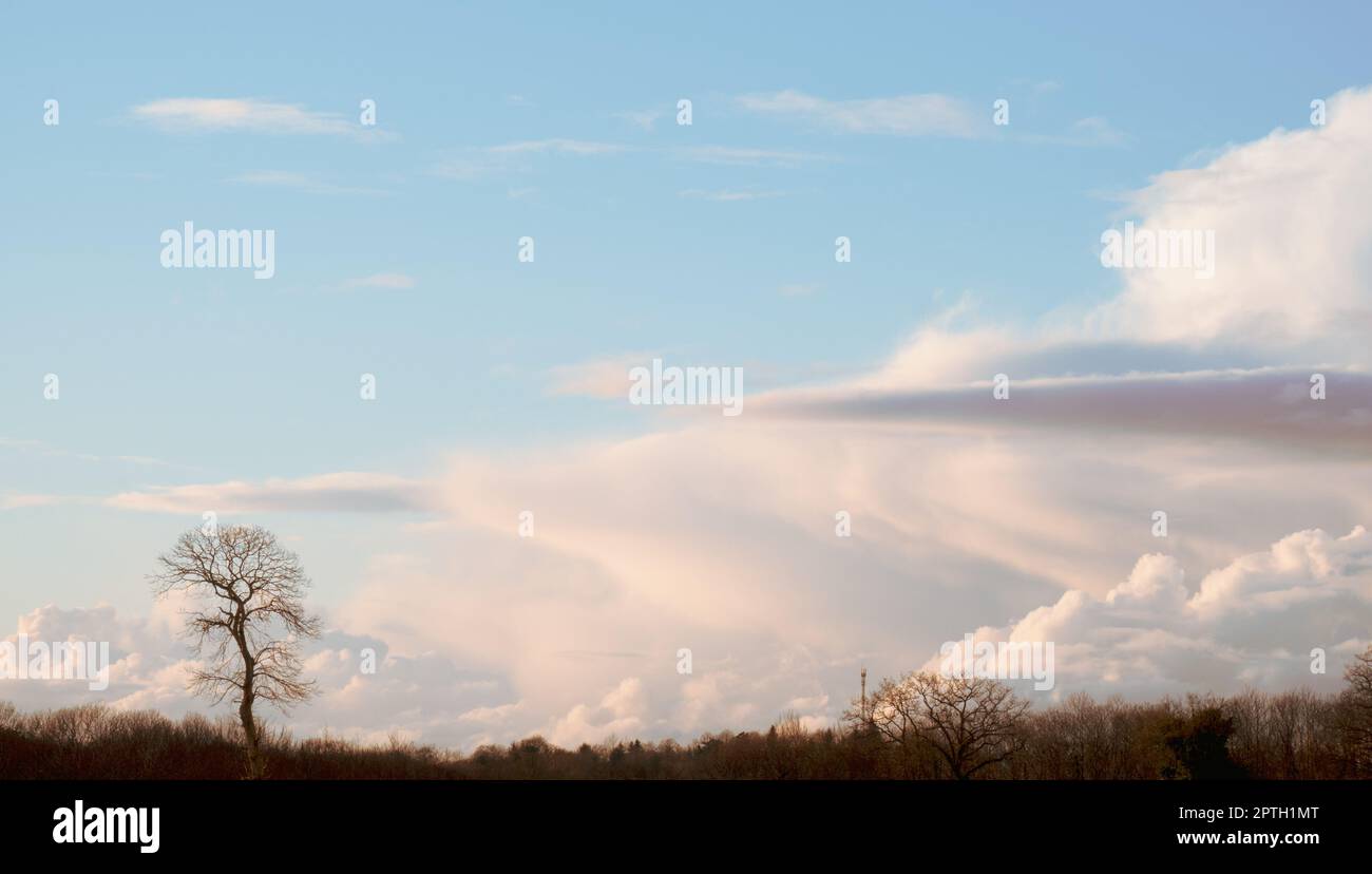 Rural backdrop with beautiful clouds in the sky Stock Photo - Alamy