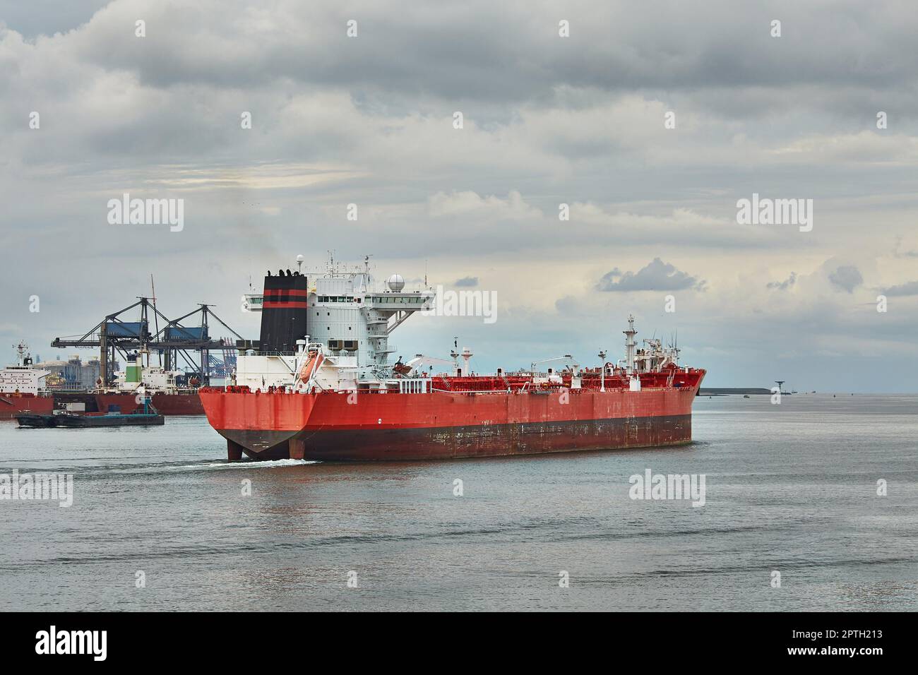 Industrial tanker ship at the entrance of the Port of Rotterdam Stock ...