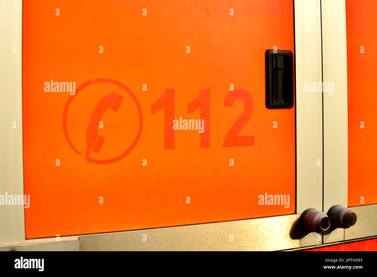 European emergency nummer 112 on an ambulance Stock Photo - Alamy