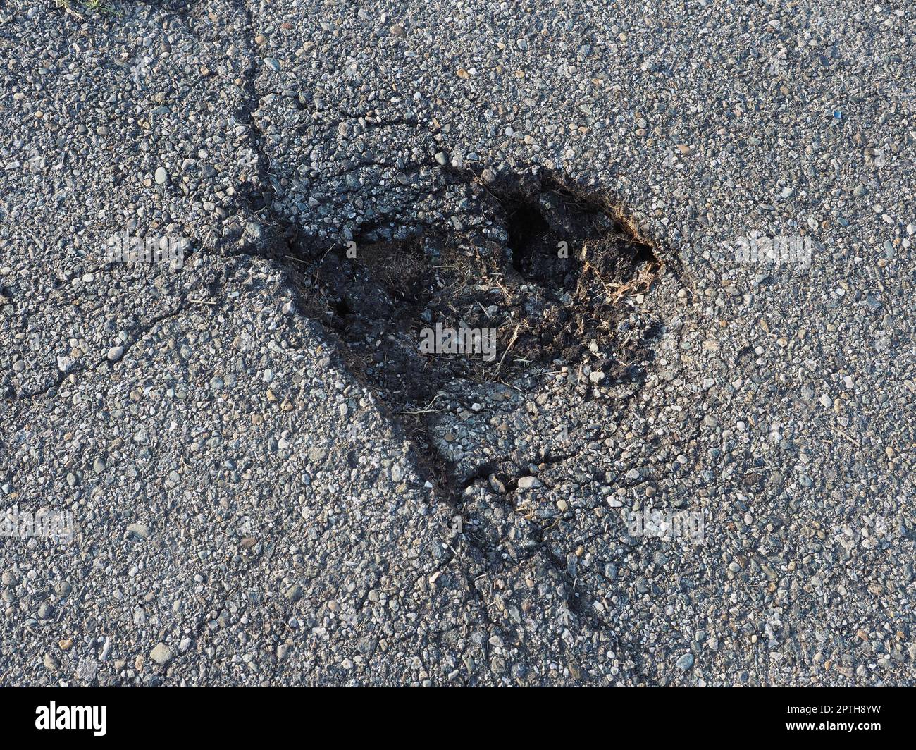 Mantained hi-res stock photography and images - Alamy
