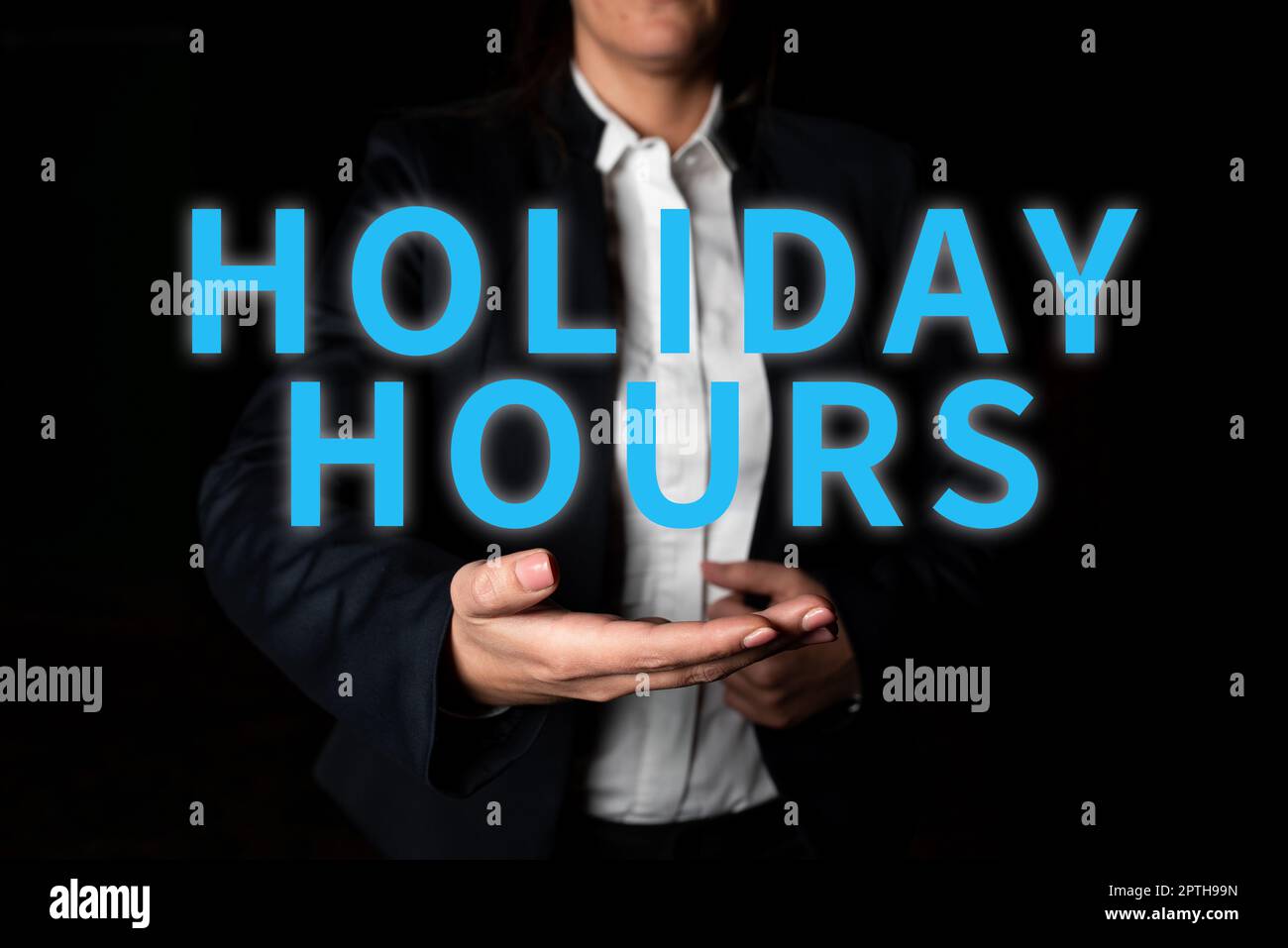 Clock showing hour only hi-res stock photography and images - Alamy