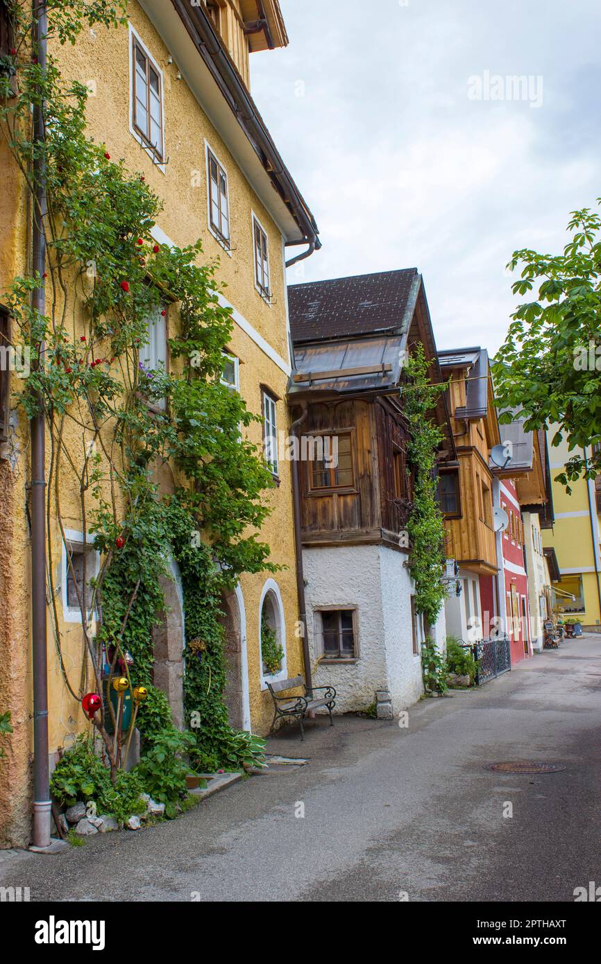 Hallstatt - street in famous Hallstatt mountain village with ...