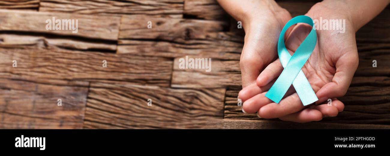 Cervical cancer ribbon hi-res stock photography and images - Alamy