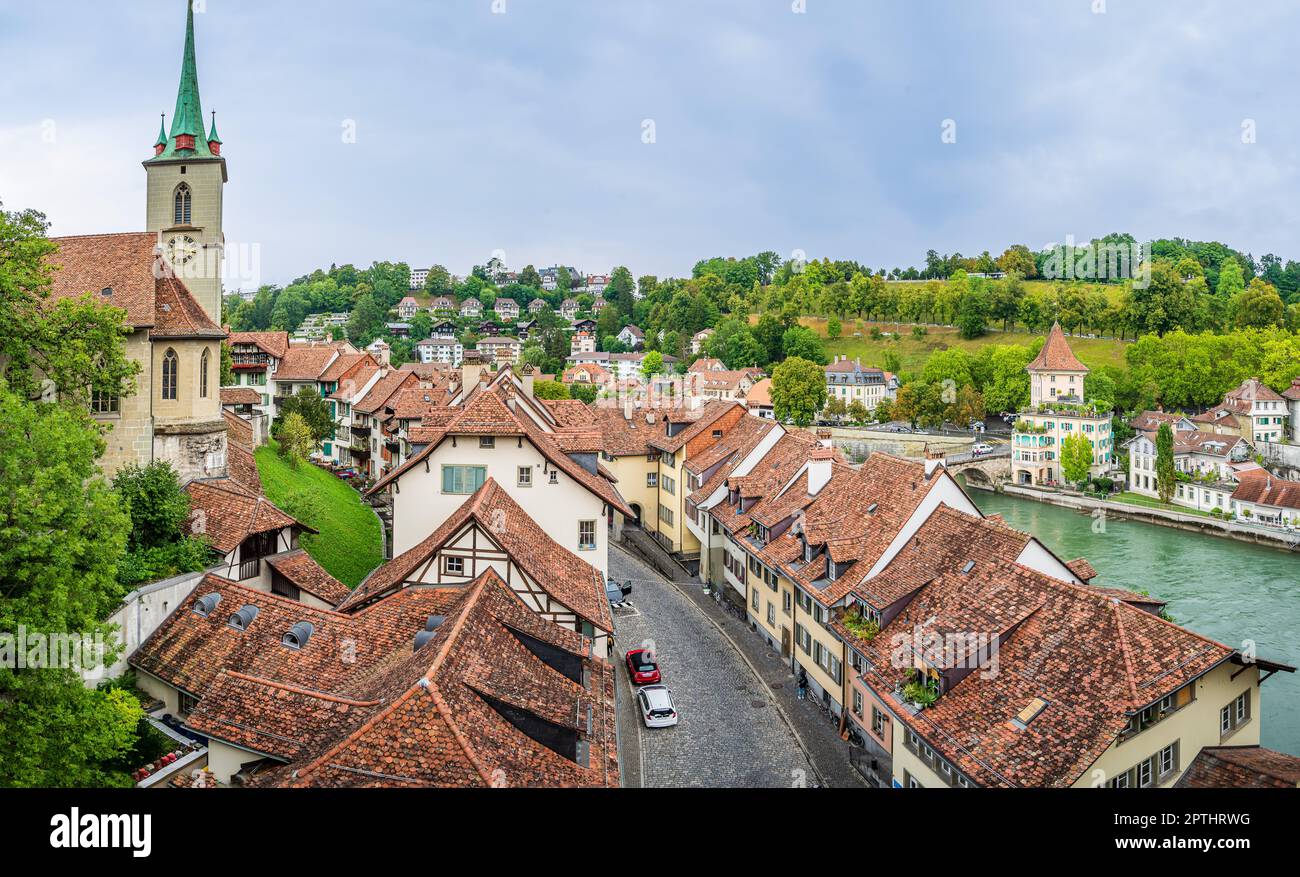 View over the old town of Bern and river Aar, capital of Switzerland ...
