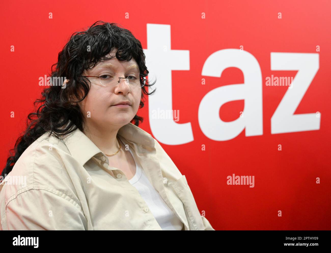 Hengameh yaghoobifarah hi-res stock photography and images - Alamy