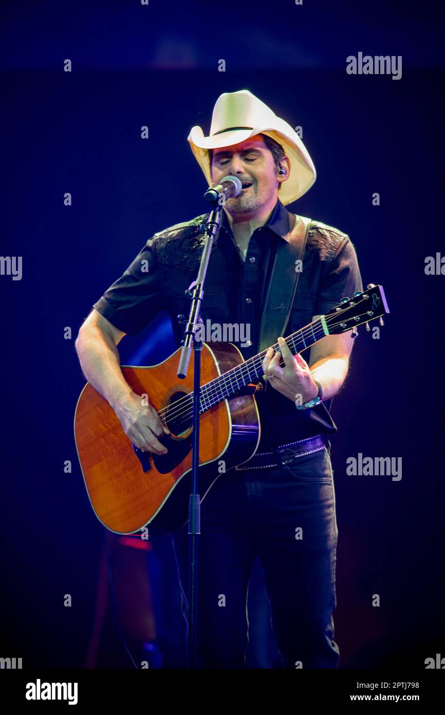 Singer Brad Paisley performs at Still Playin' Possum - George Jones ...