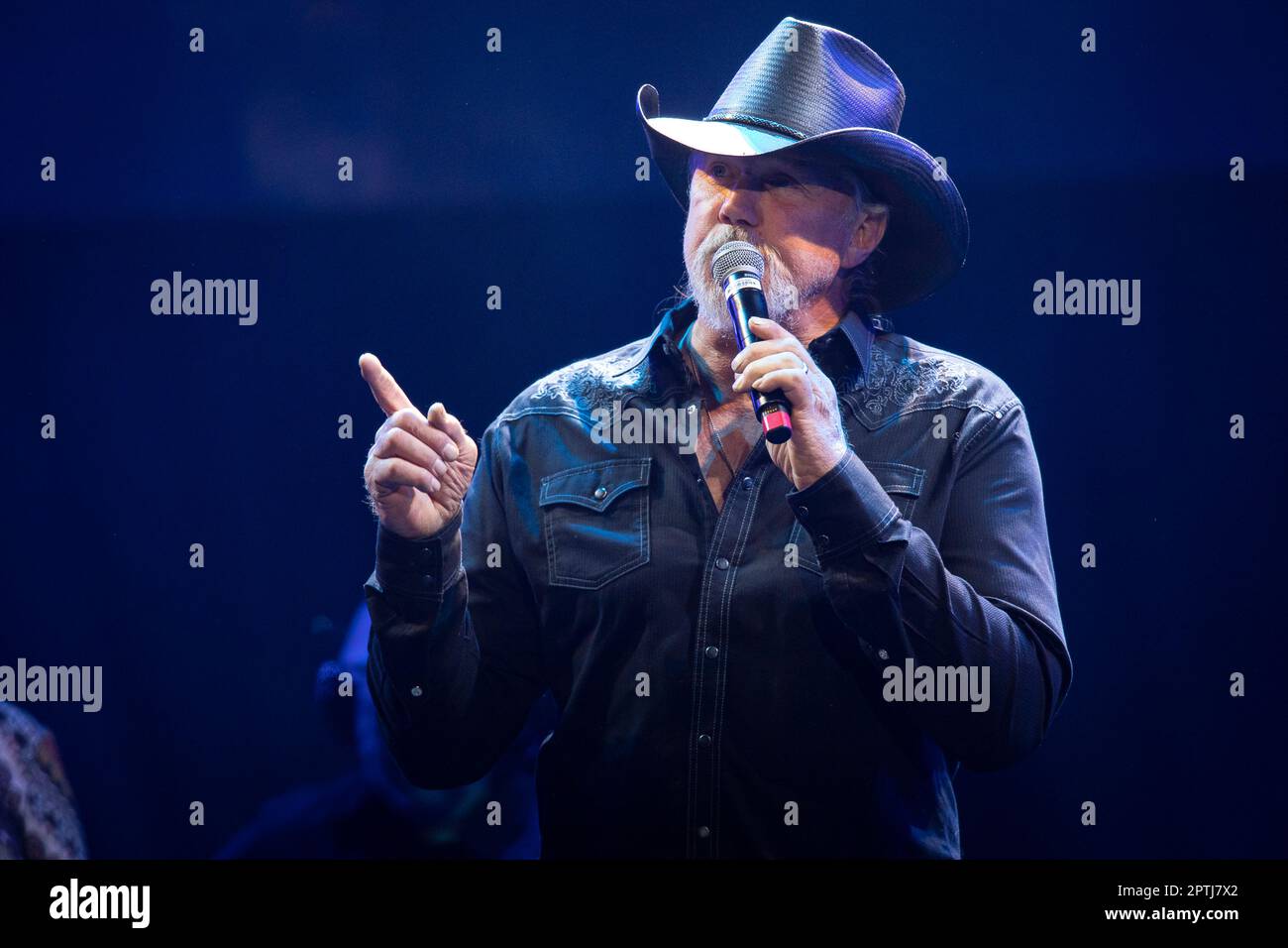 George jones country singer hi-res stock photography and images - Alamy