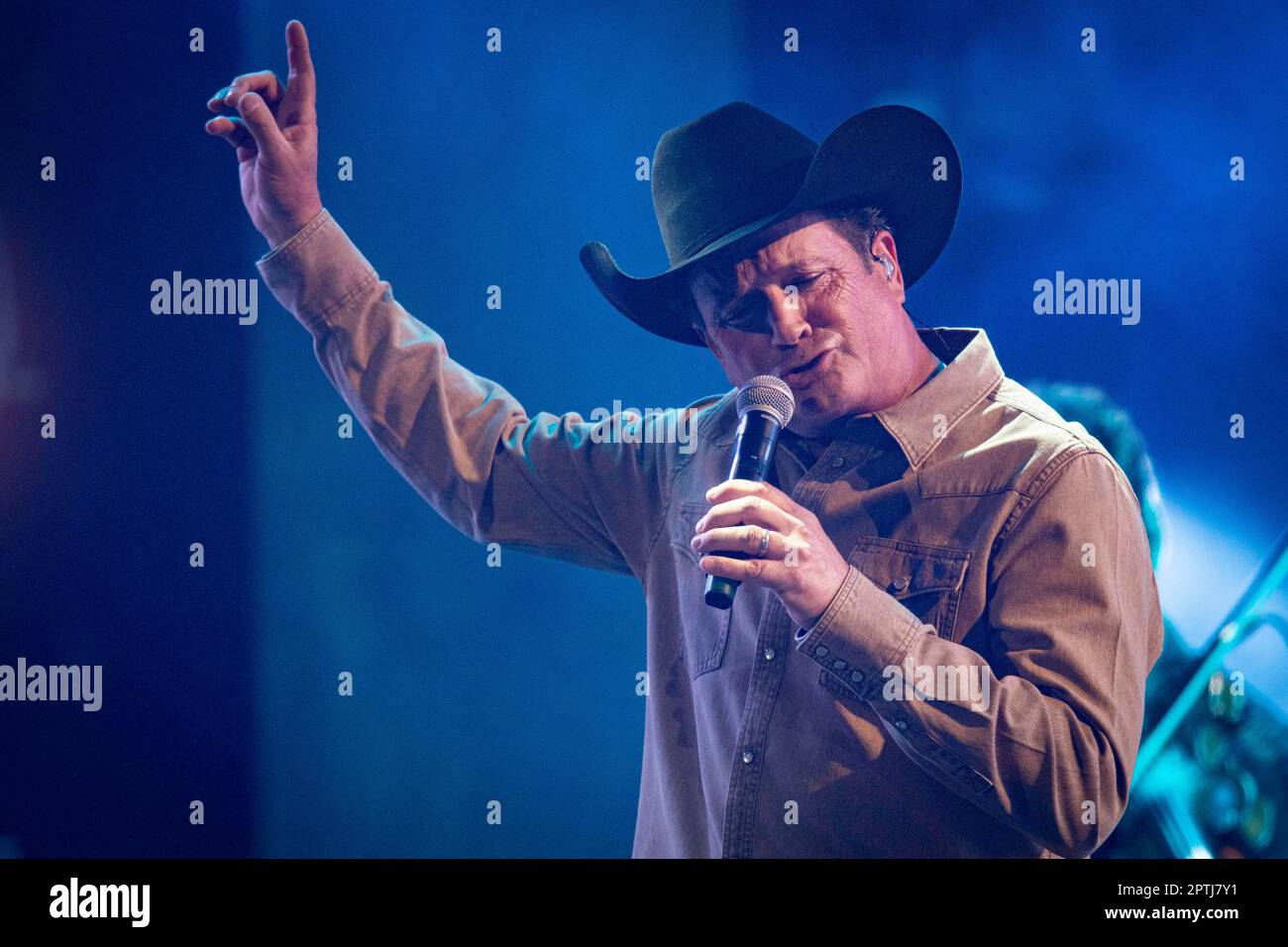 Tracy byrd concert hi-res stock photography and images - Alamy