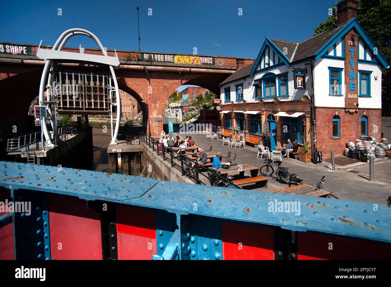 The Tyne Bar, Ouseburn, Tyne and Wear Stock Photo - Alamy
