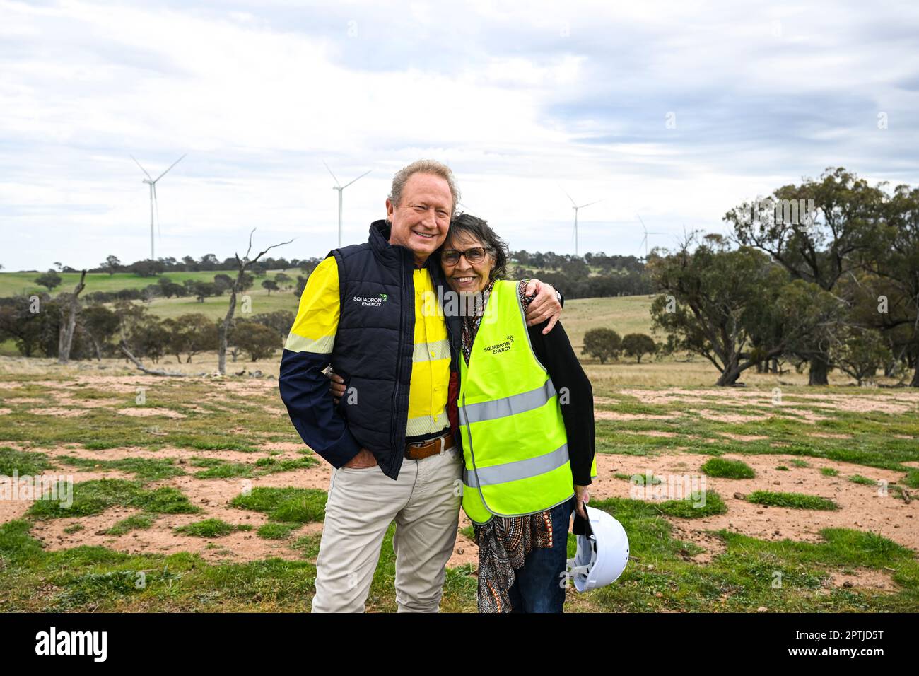 Australian businessman Andrew Twiggy Forrest hugs Ngunnawal elder Aunty ...