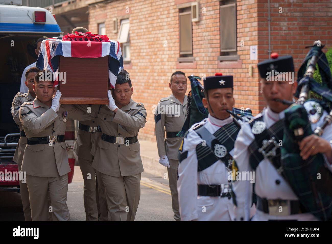 Gurkha soldiers carry the coffin of late Rambahadur Limbu at the ...