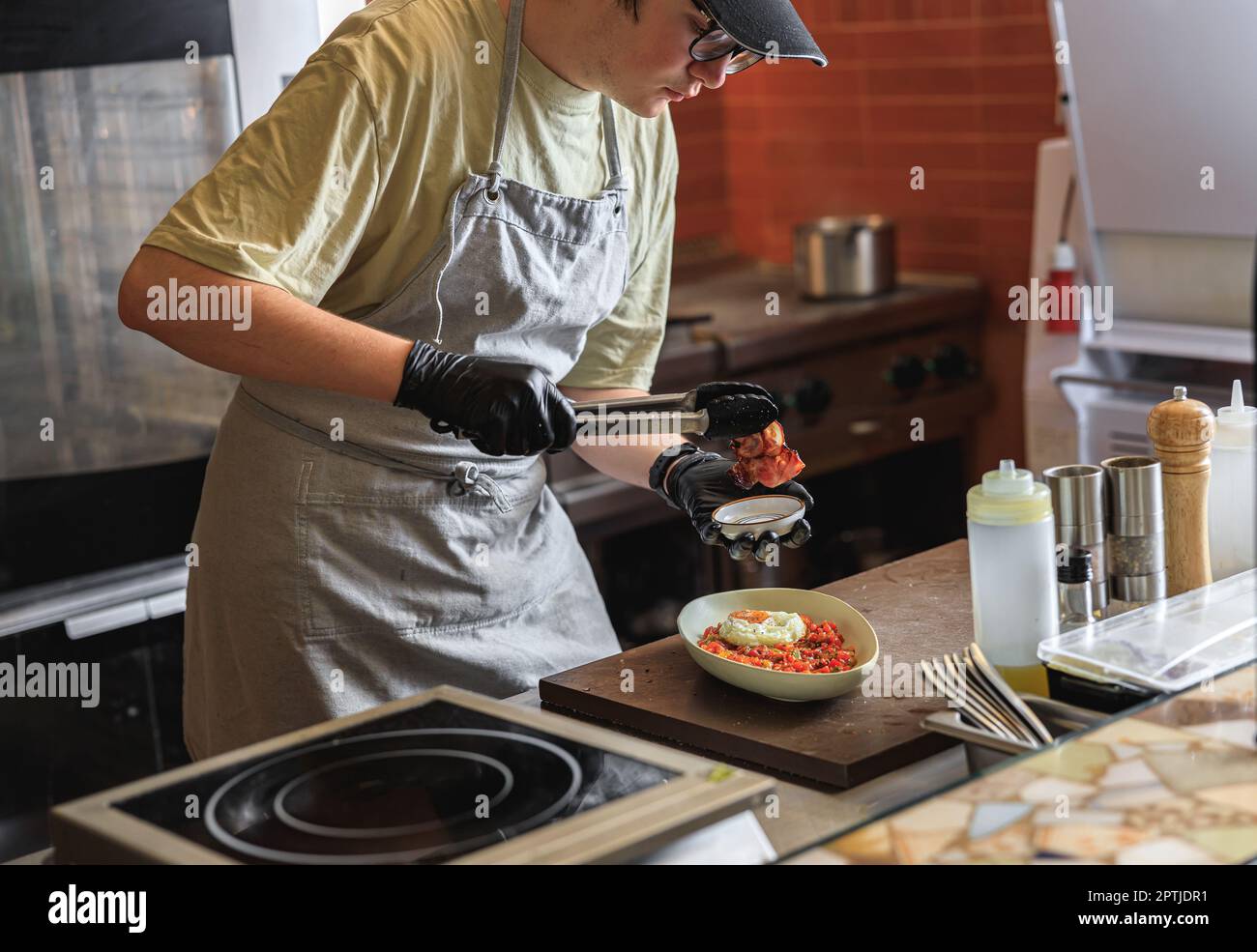 Cuisine bald chef hi-res stock photography and images - Alamy