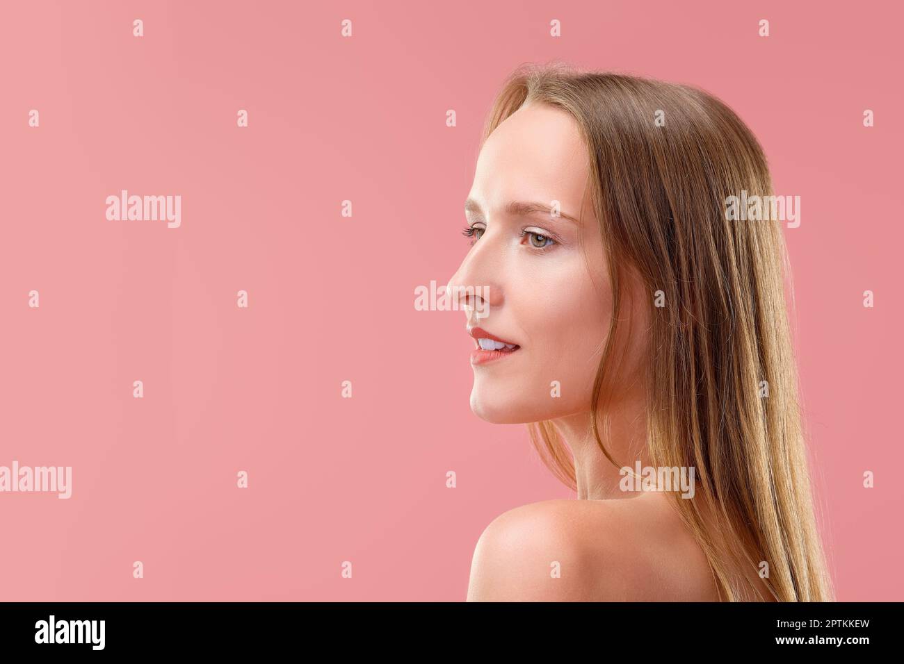 Beautiful lady without makeup and with healthy skin and white teeth ...