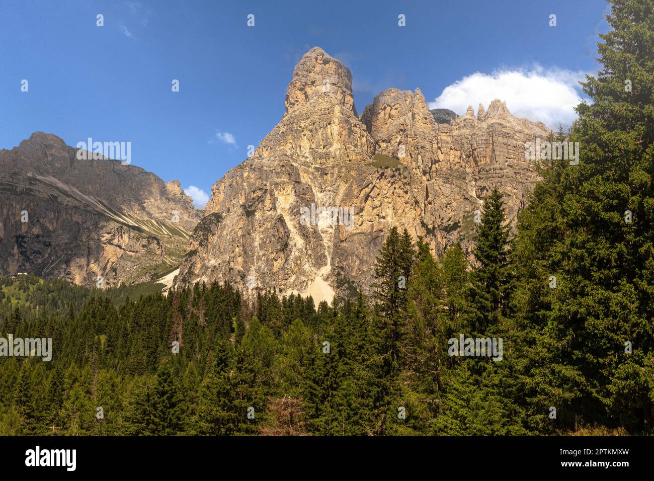 Dolomiti Alps in Alta Badia landscape amd peaks view, Trentino Alto ...
