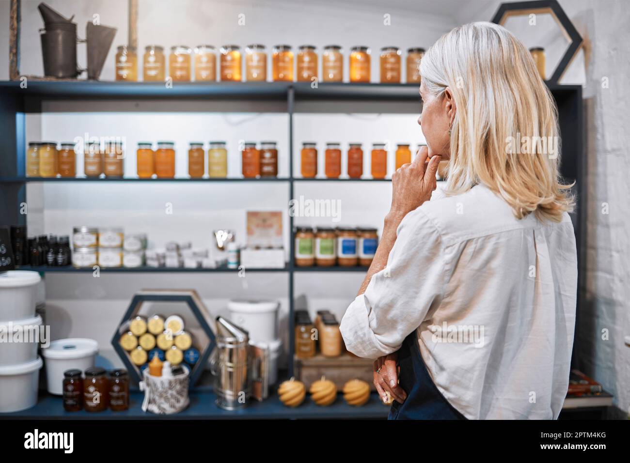 Supermark shelf hi-res stock photography and images - Alamy