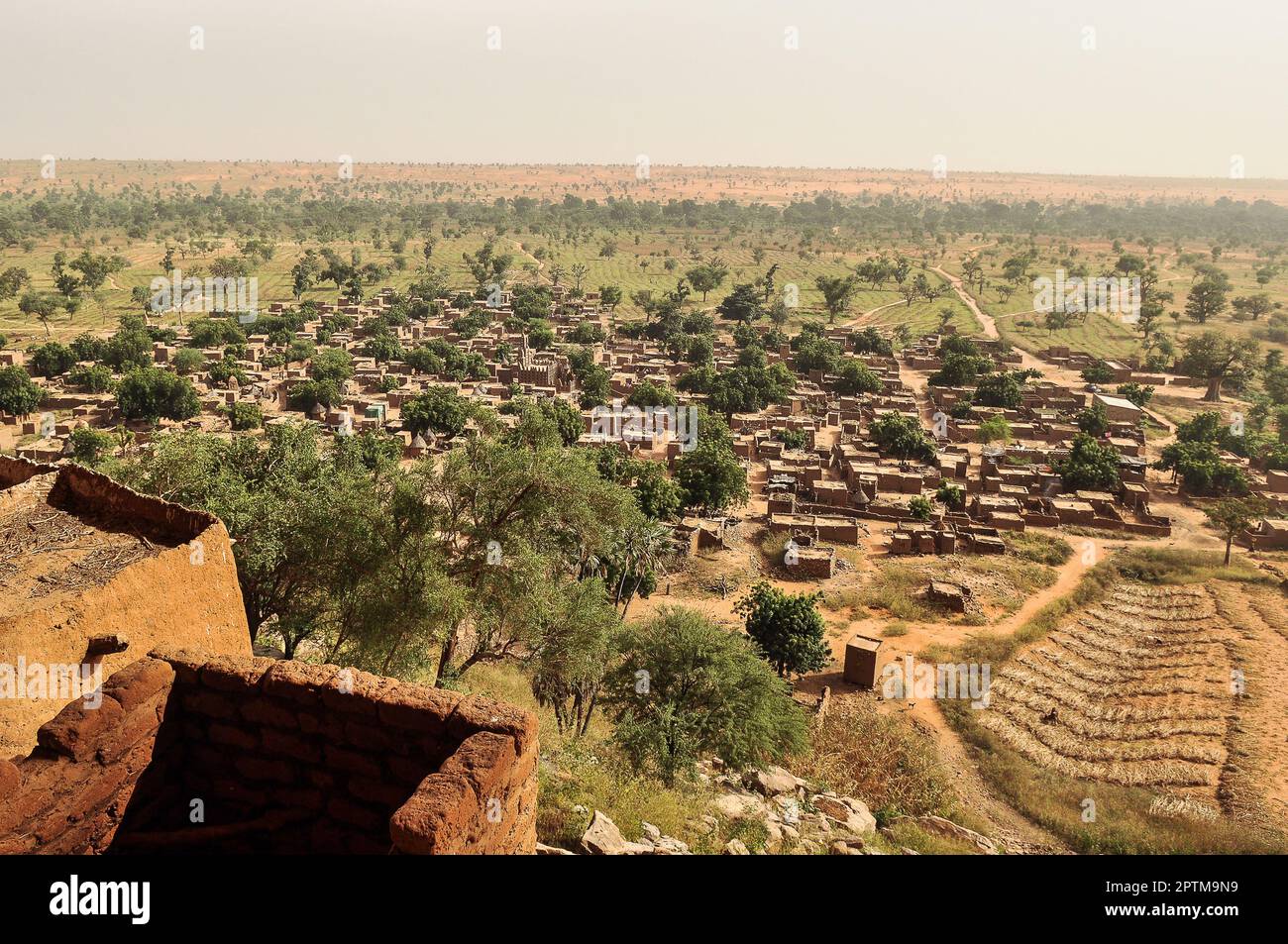 Falaise de bandiagara hi-res stock photography and images - Alamy