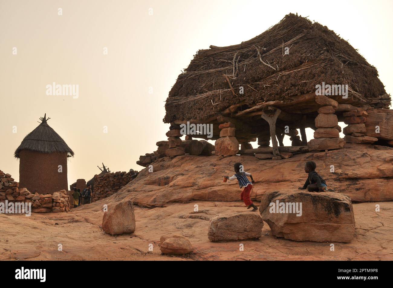 Falaise de bandiagara hi-res stock photography and images - Alamy