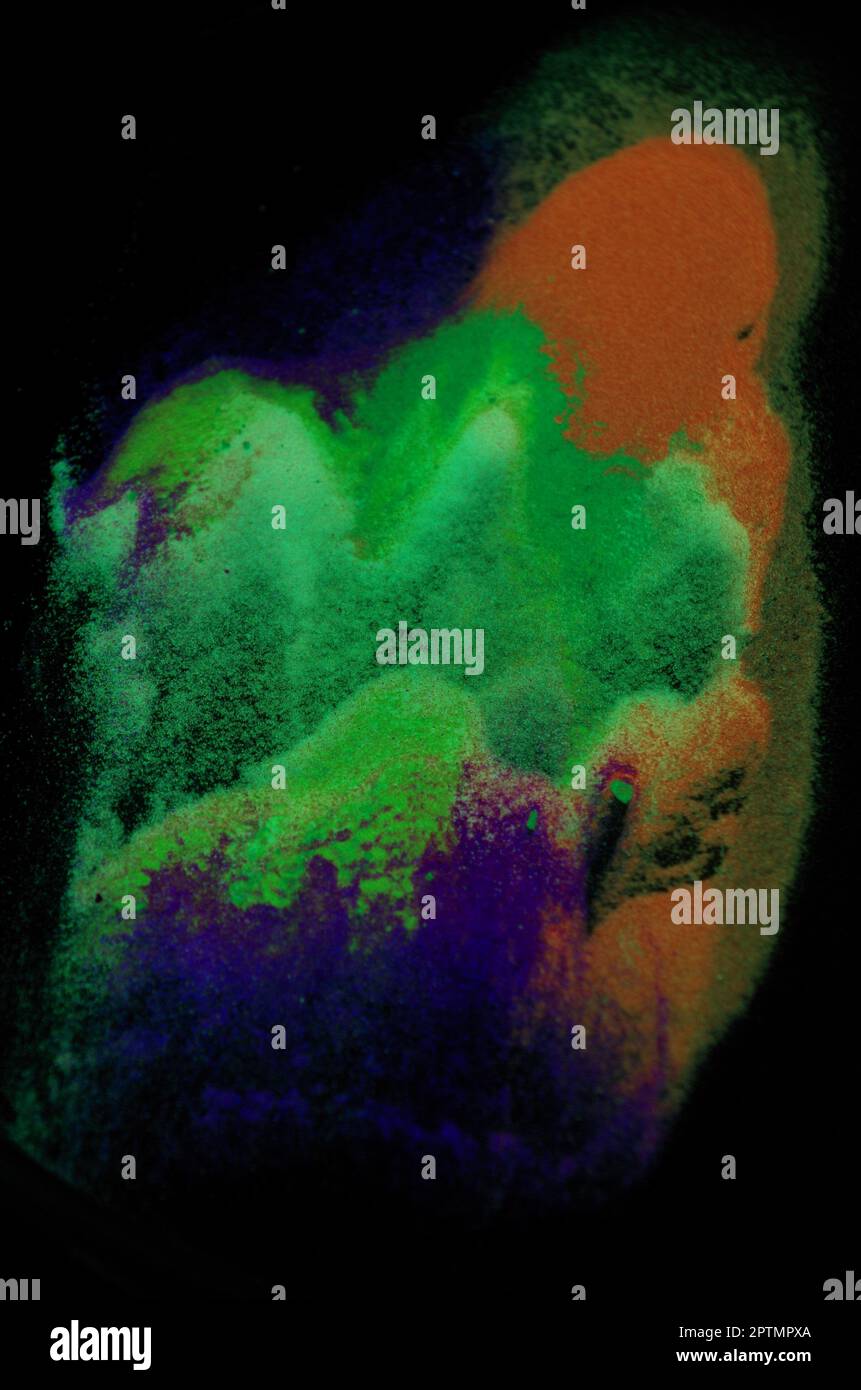 Uv powder hi-res stock photography and images - Alamy