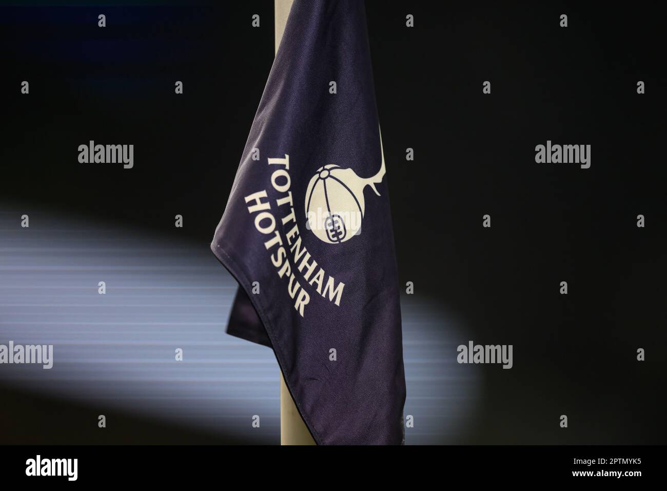 Uk flag london stadium hi-res stock photography and images - Alamy